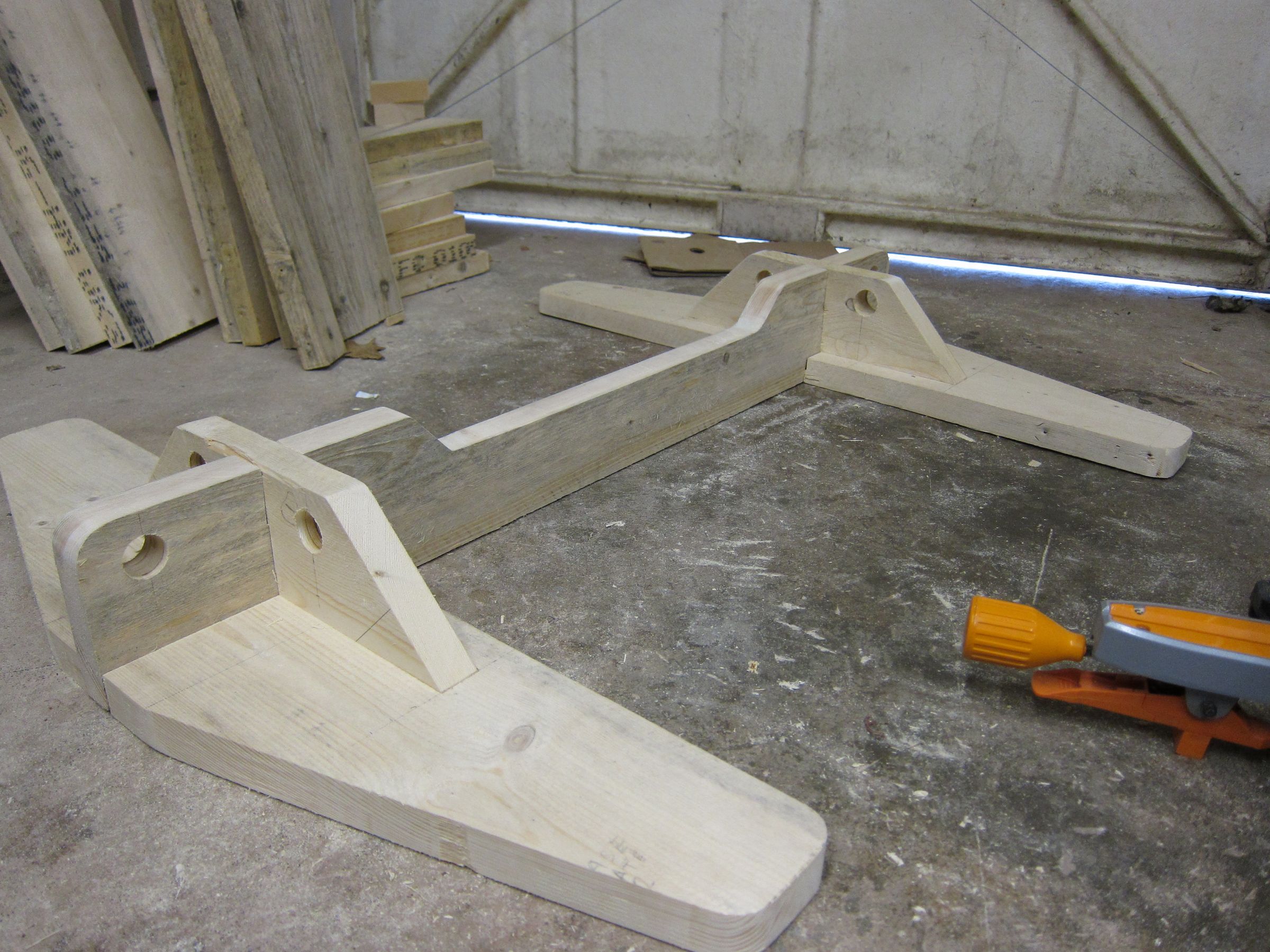 Tension Series - Floating Bed : 9 Steps (with Pictures) - Instructables