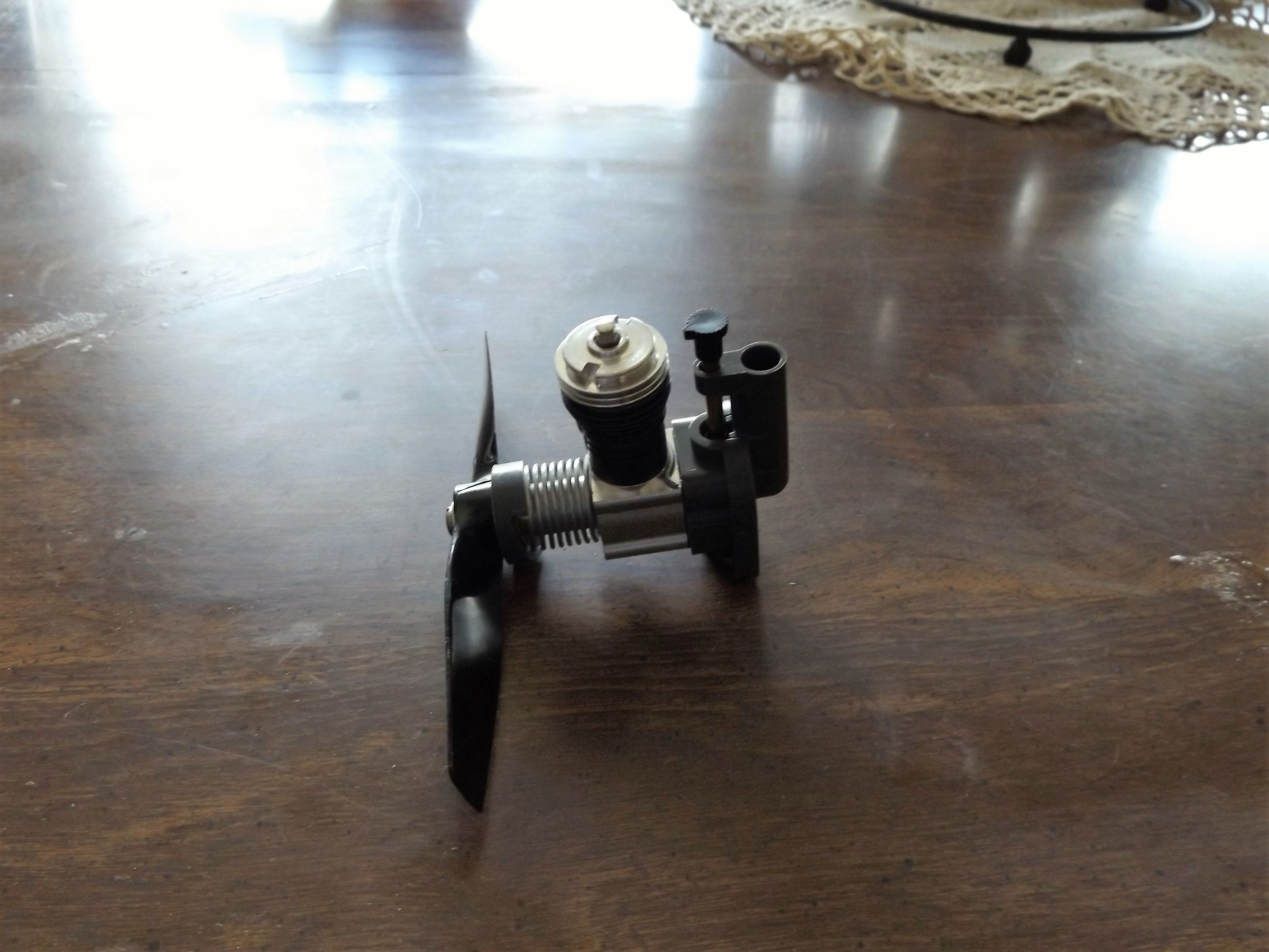 Controlline Airplane : 5 Steps - Instructables