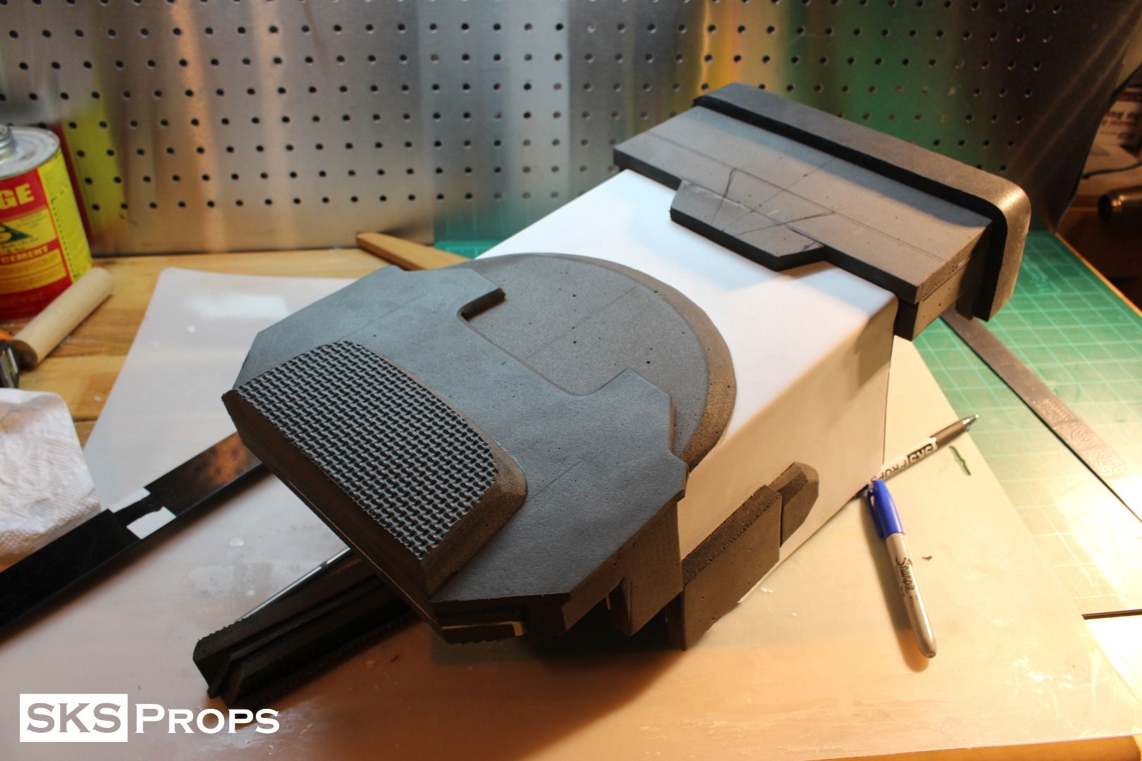 Turbo Kid Skeletron Cosplay Prop Weapon and Mask - SKS Props : 17 Steps ...