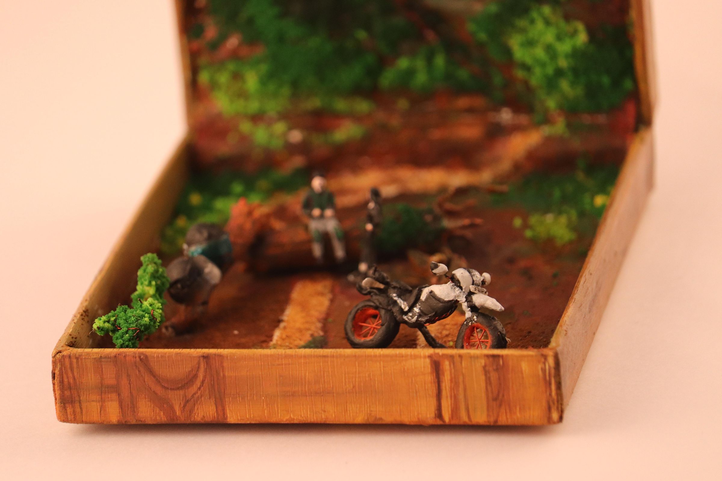 Miniature Scenery in a Box : 8 Steps (with Pictures) - Instructables