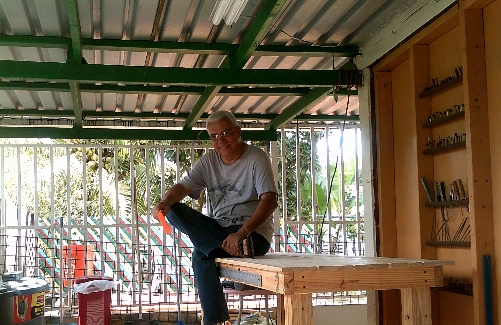 Make This Carving Workbench. : 32 Steps (with Pictures) - Instructables