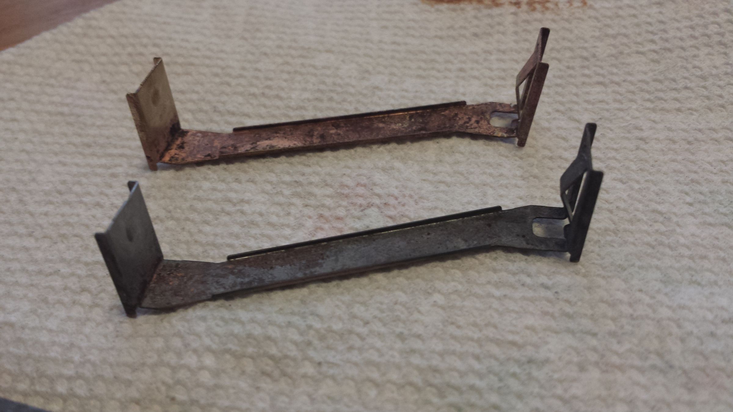 Restoring Corroded Battery Contacts : 7 Steps (with Pictures ...