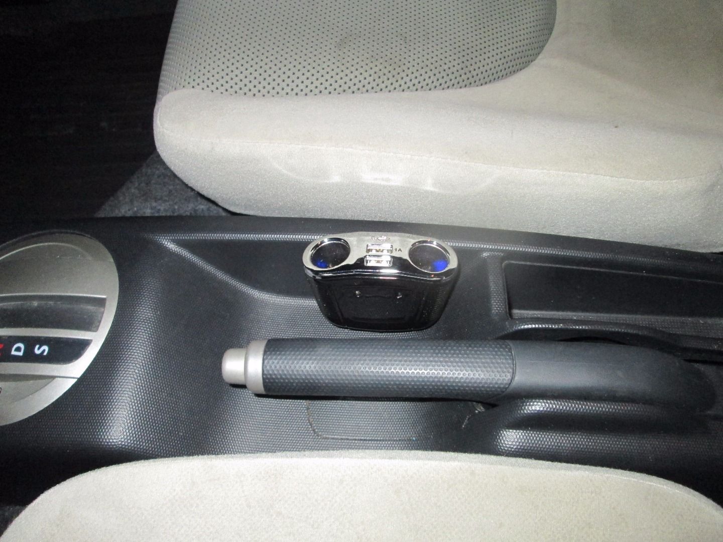 Install an Auxiliary Power Outlet in a Vehicle : 9 Steps - Instructables