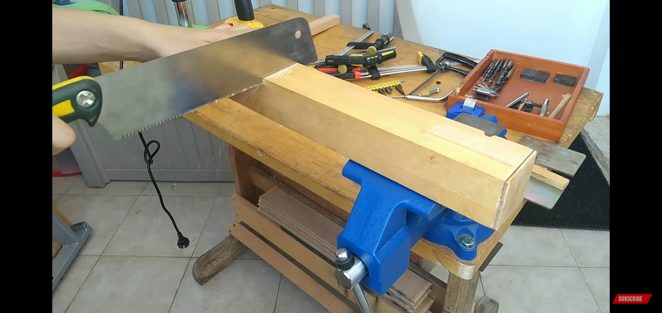 DIY Magnetic 3-in-1 Hand Saw Guide - Cut Straight & Square Without ...