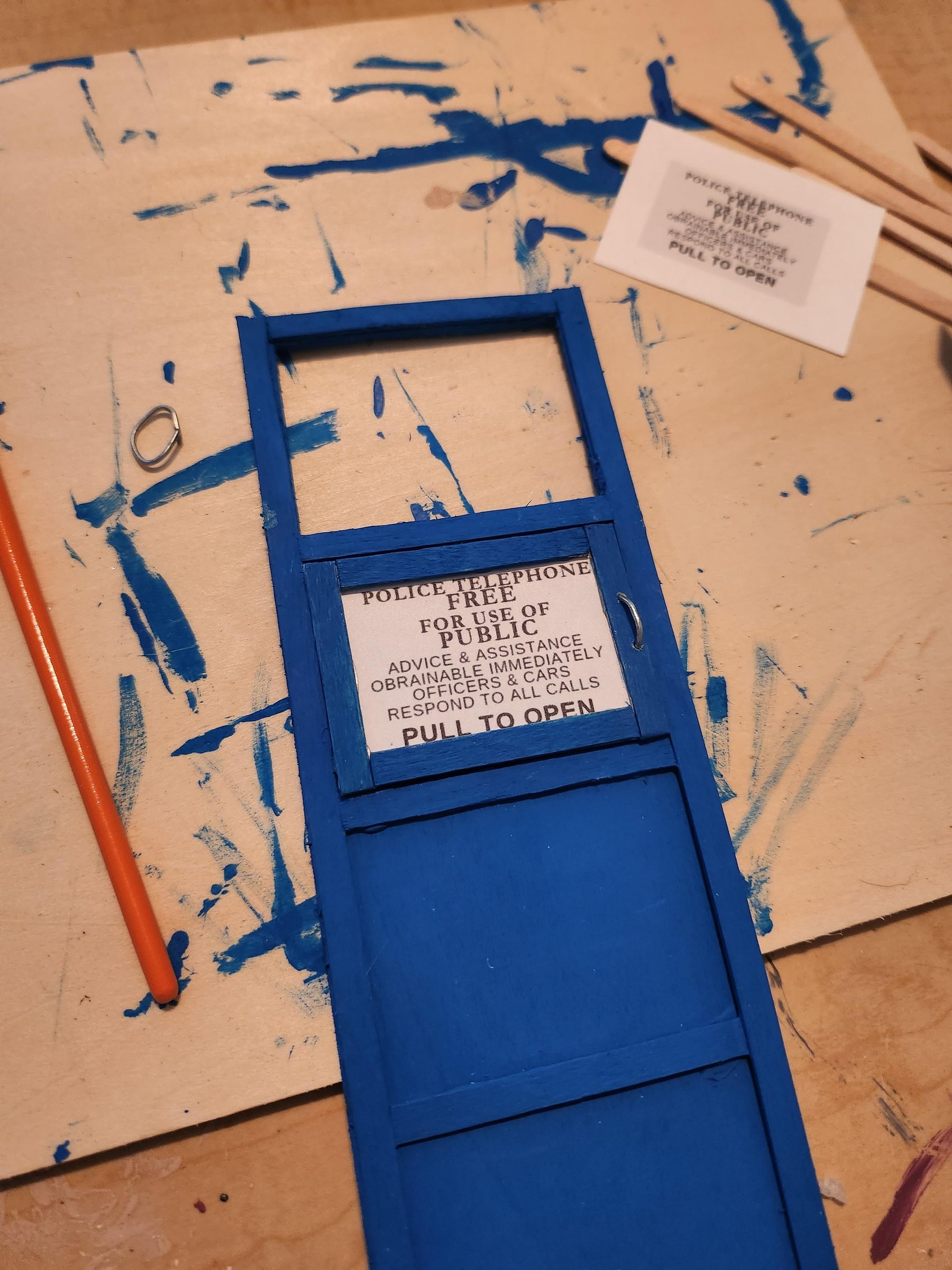 Doctor Who TARDIS Book Nook (That’s Bigger on the Inside!) : 7 Steps ...