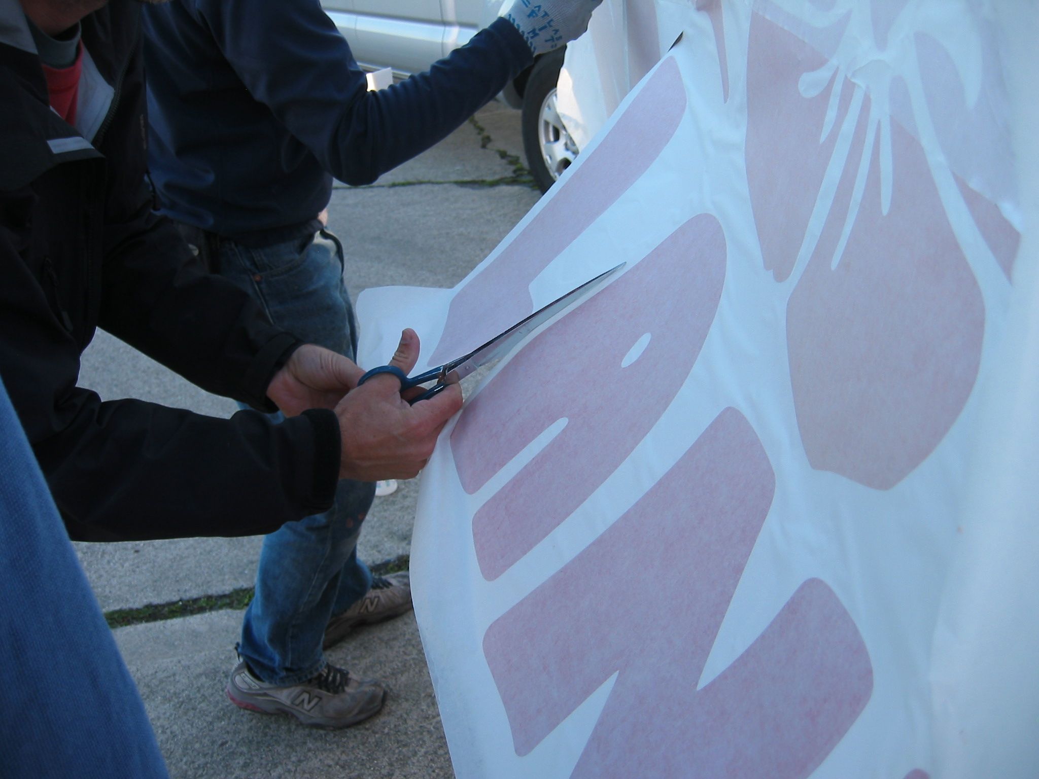 Apply Big Decals Without Wrinkles or Bubbles : 12 Steps (with Pictures ...