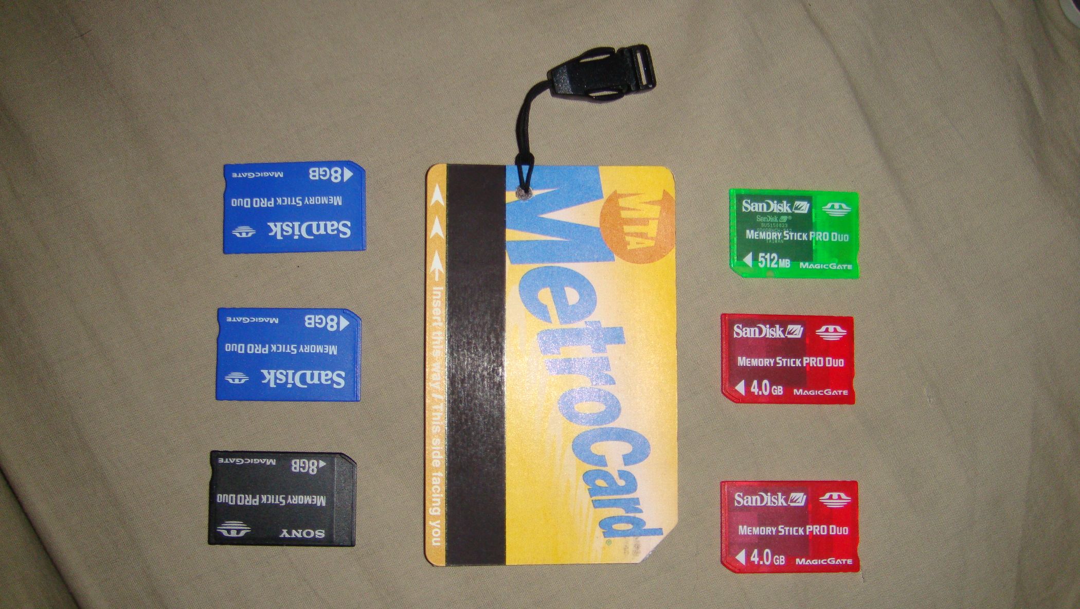 Memory Card Caddy : 4 Steps - Instructables