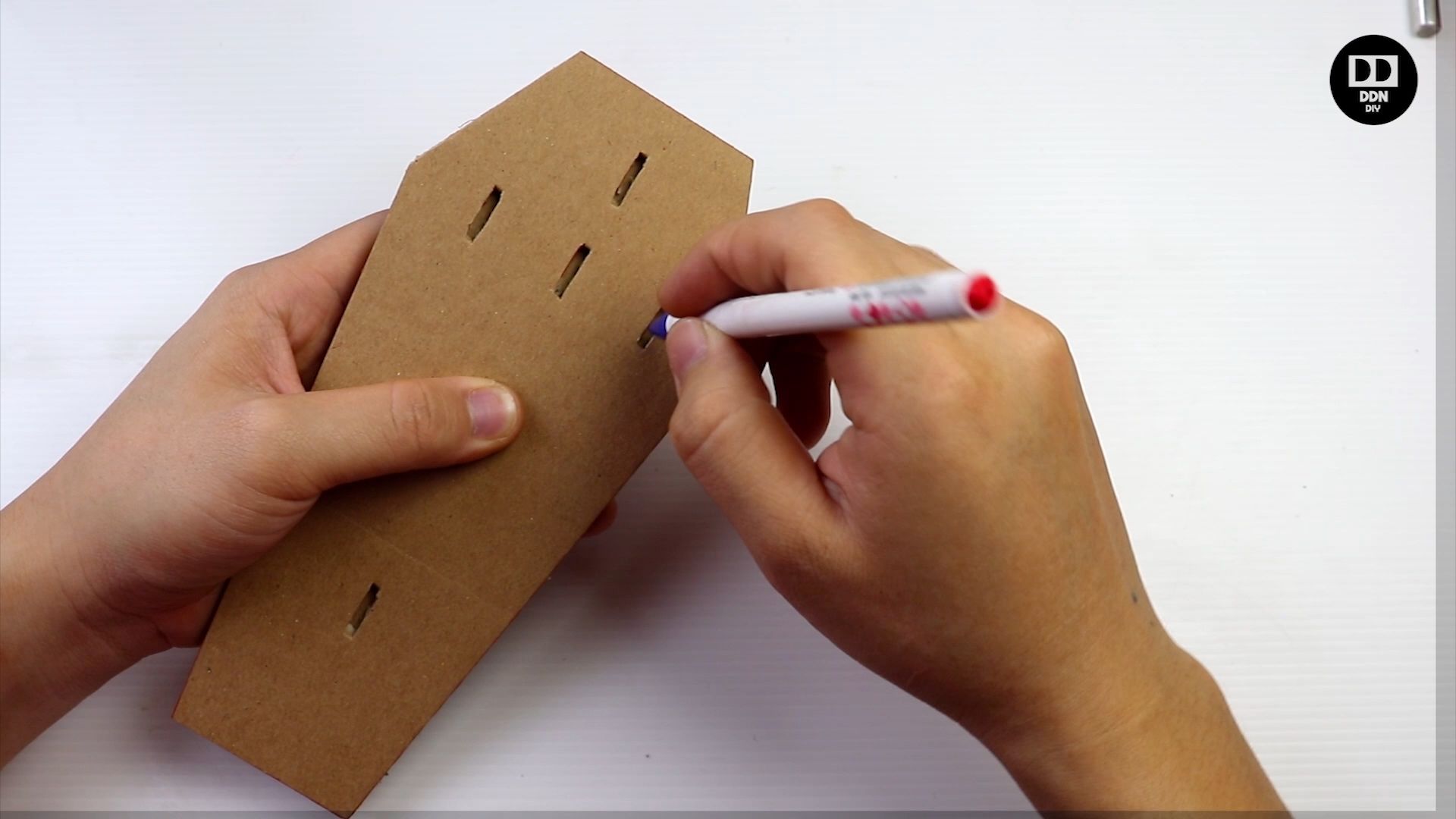 Make MAGIC Box and Girl From Cardboard : 10 Steps (with Pictures ...