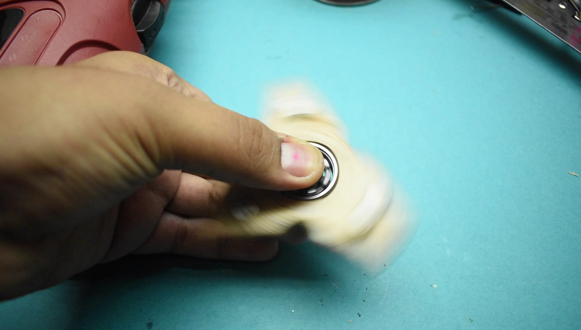Homemade Fidget Spinner : 6 Steps (with Pictures) - Instructables