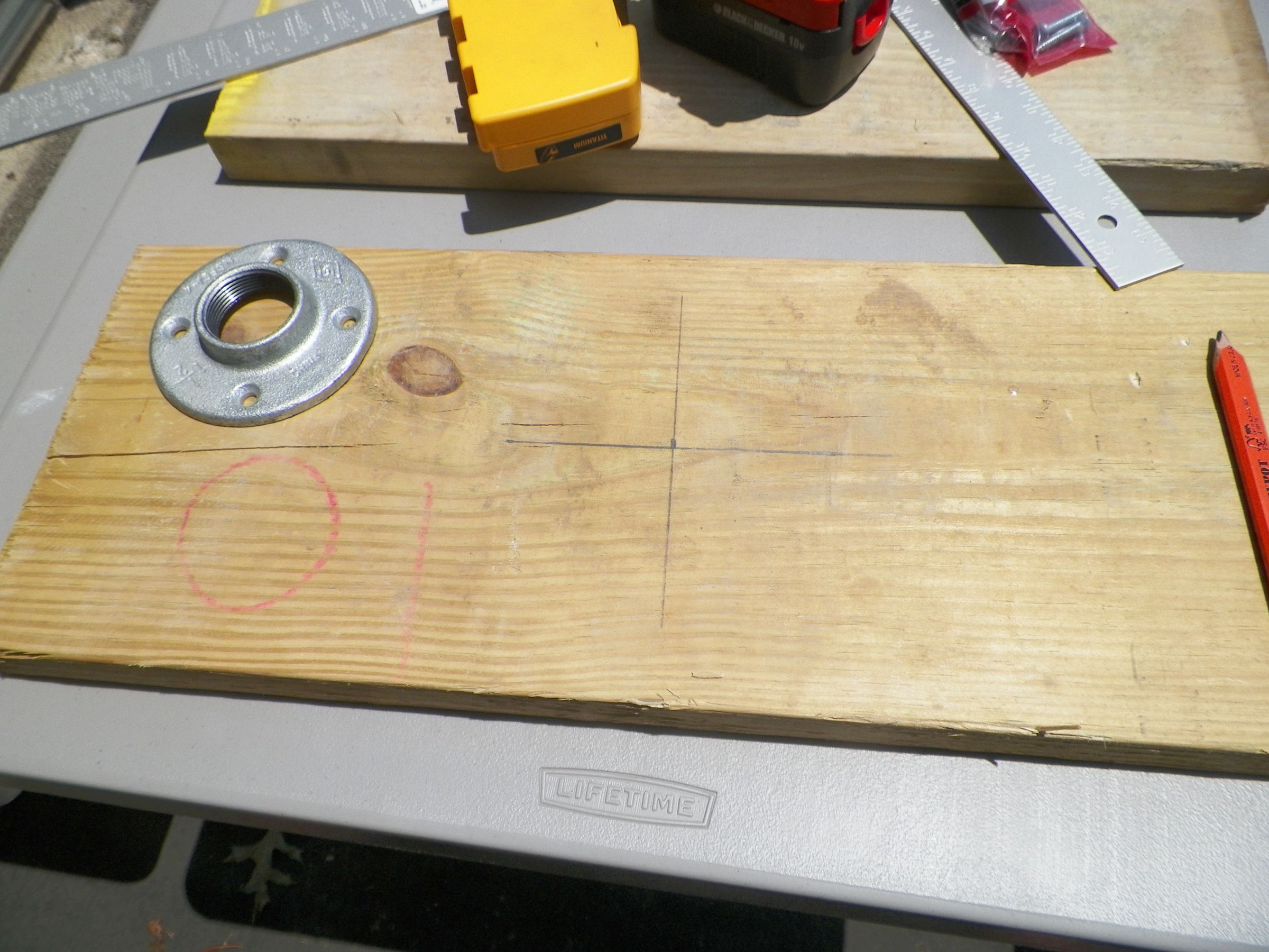 Portable Beer Frisbee Poles : 5 Steps (with Pictures) - Instructables