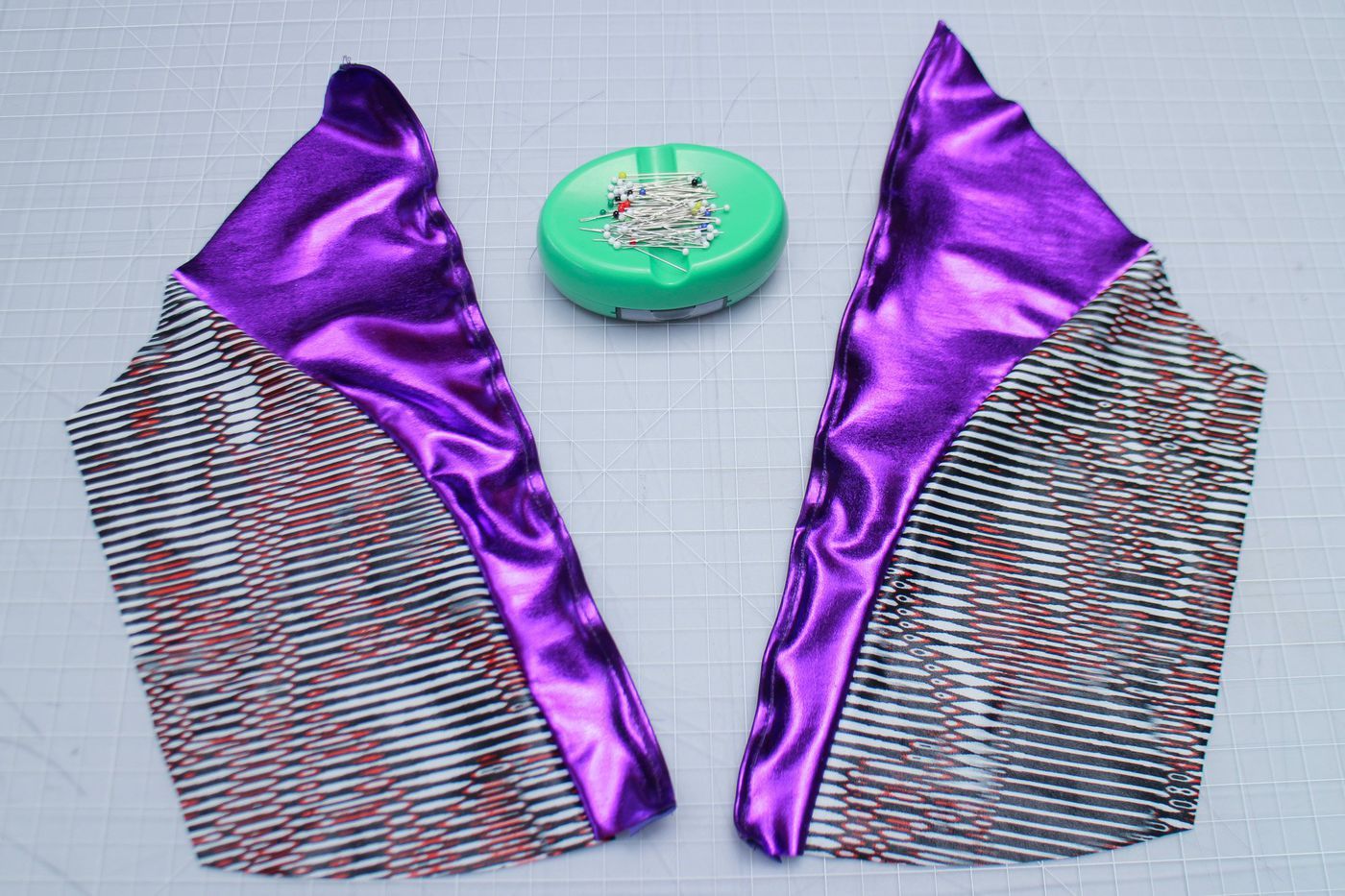 How to Sew Spandex : 14 Steps (with Pictures) - Instructables
