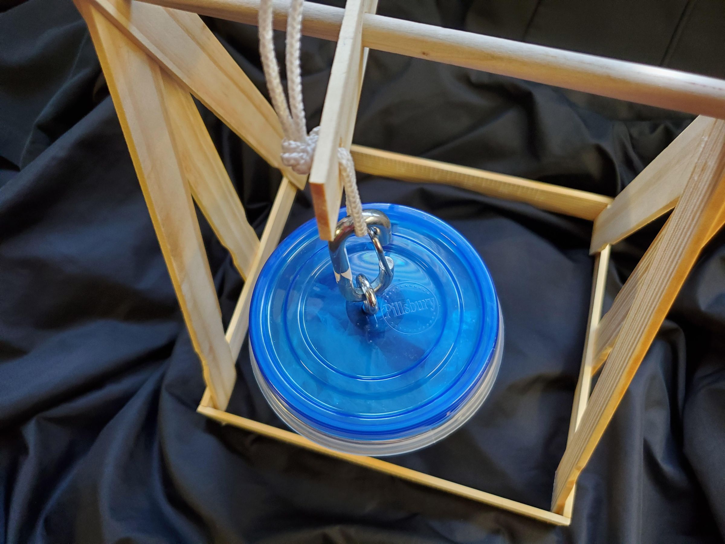 Trebuchet With Paint Sticks : 10 Steps (with Pictures) - Instructables