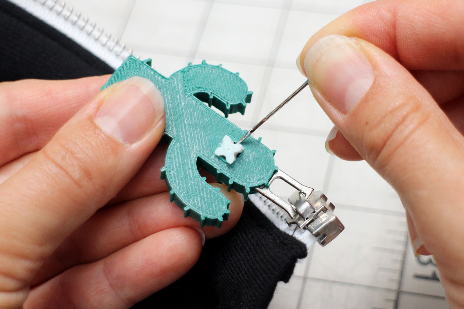 3D Printed Zipper Pulls : 11 Steps (with Pictures) - Instructables