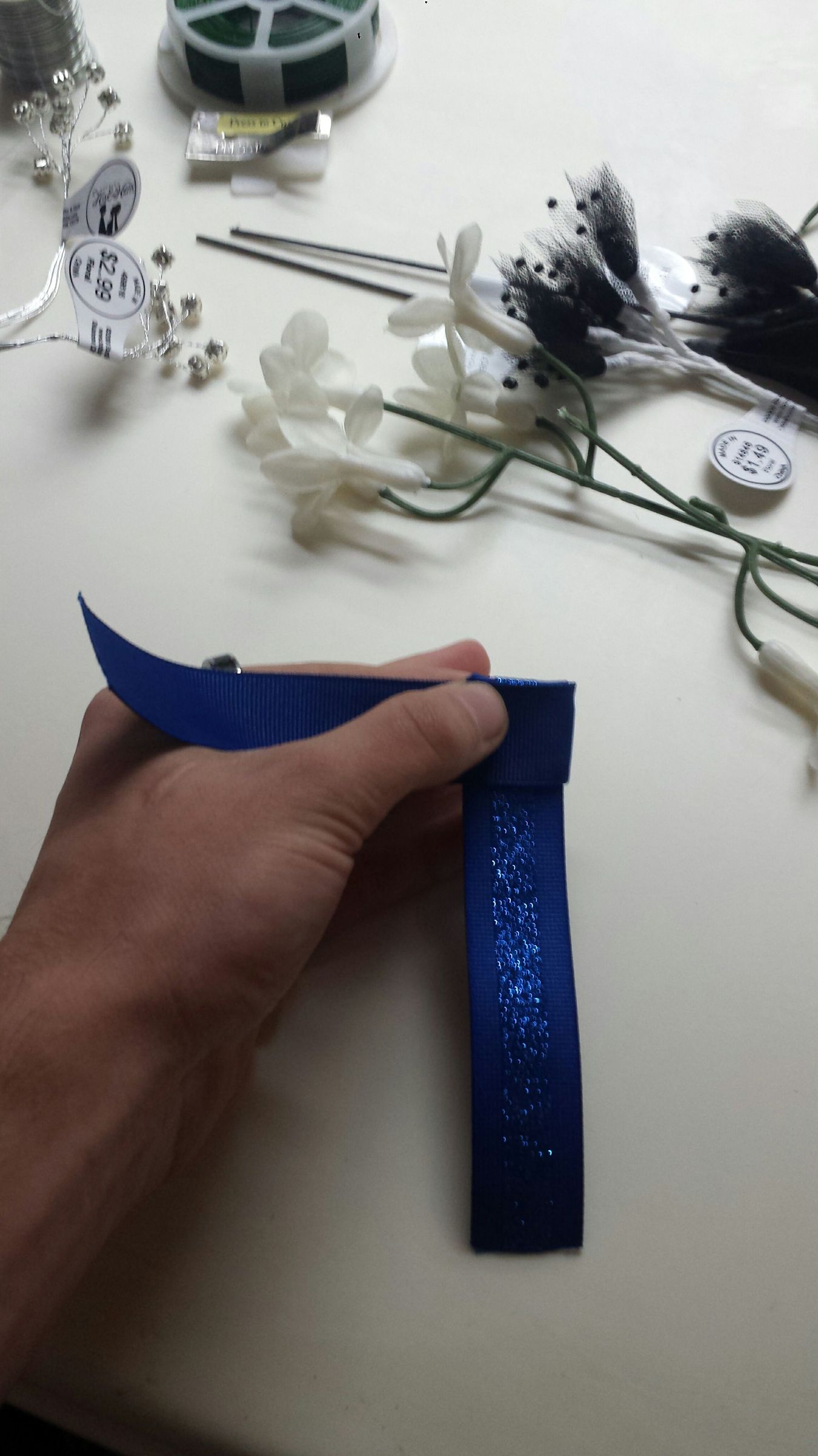 Corsage and Boutonniere : 8 Steps (with Pictures) - Instructables