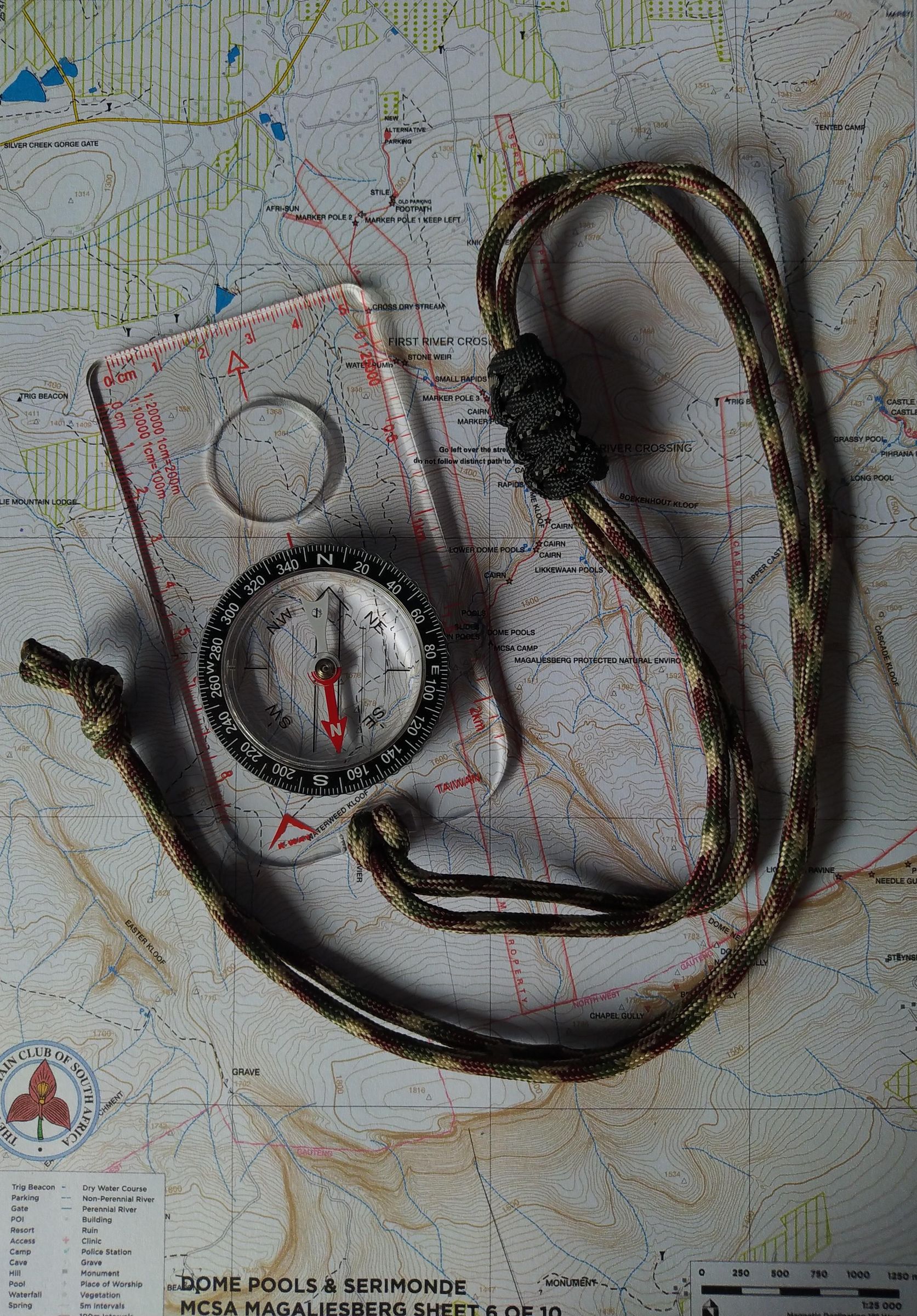 Paracord Compass Lanyard - Instructables