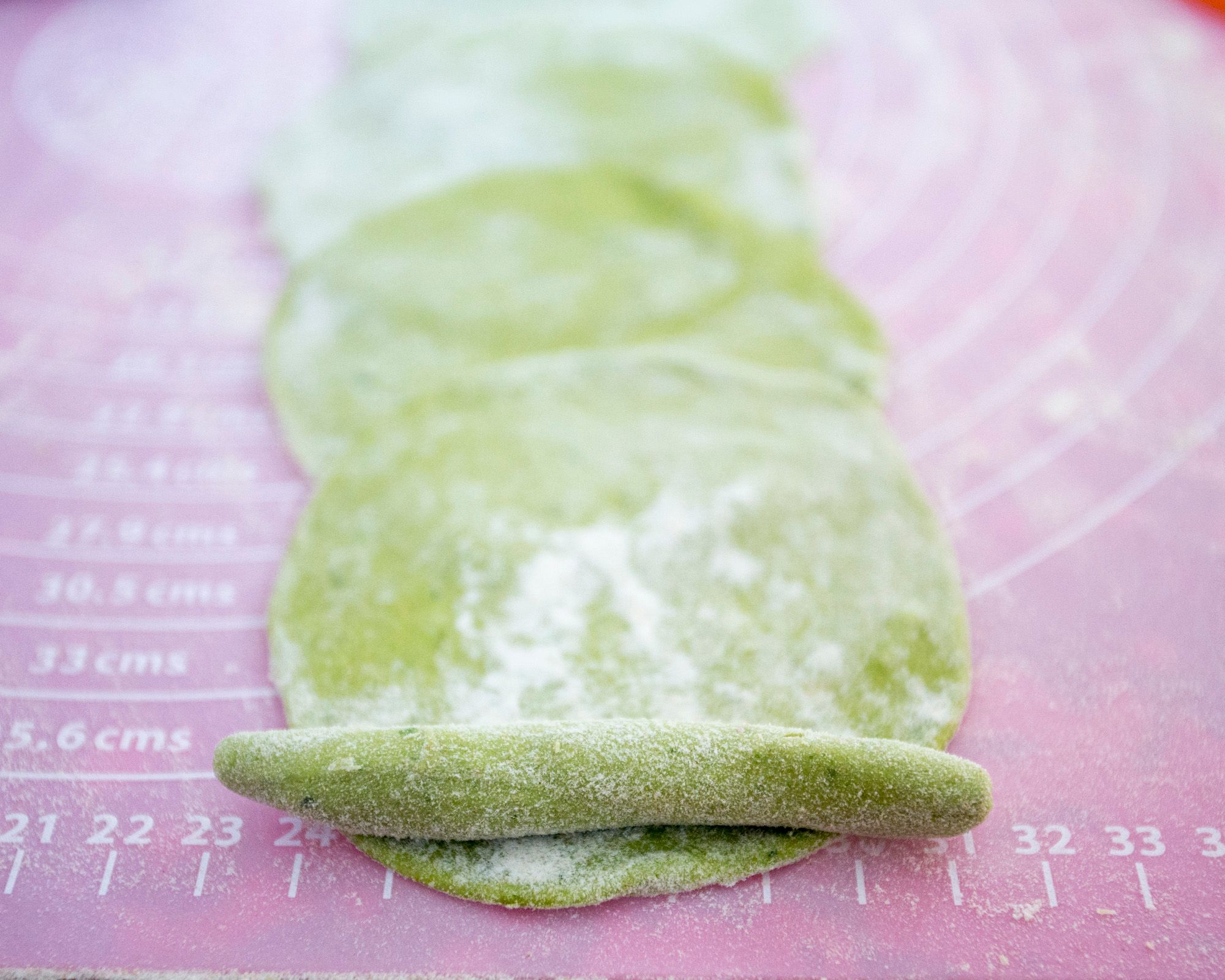 Colored Rose Steamed Bread : 7 Steps (with Pictures) - Instructables