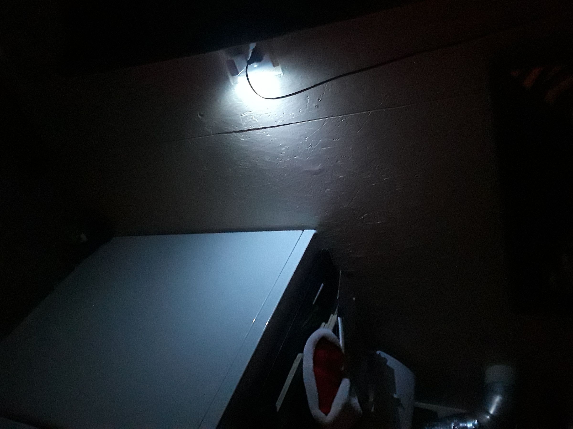 Very Small USB Light : 5 Steps - Instructables
