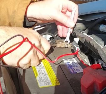 Motorhome Battery Trickle Charger Install Save Your Battery Boat Car ...
