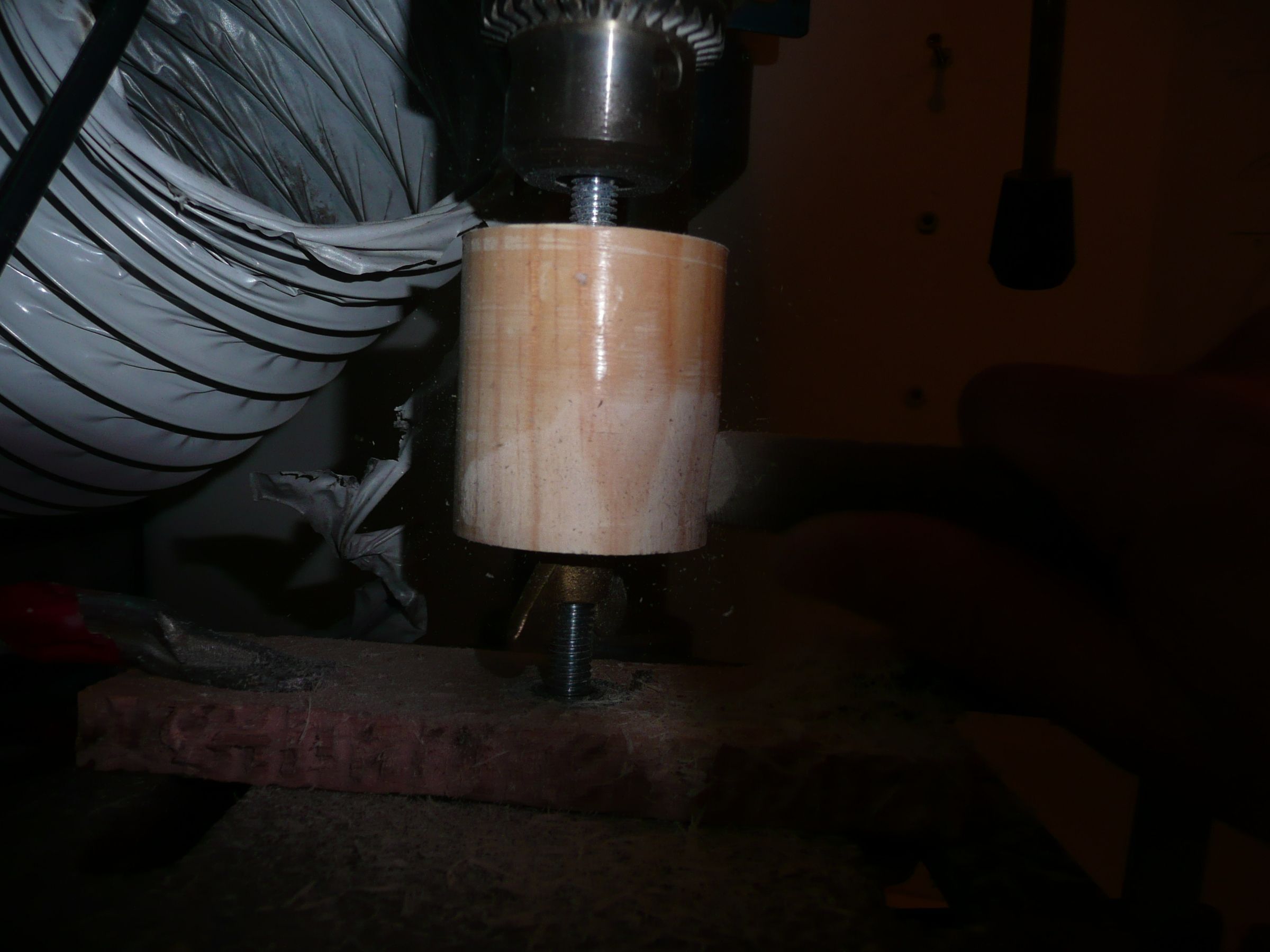 An Belt Sander to the Size of the Palm : 14 Steps - Instructables