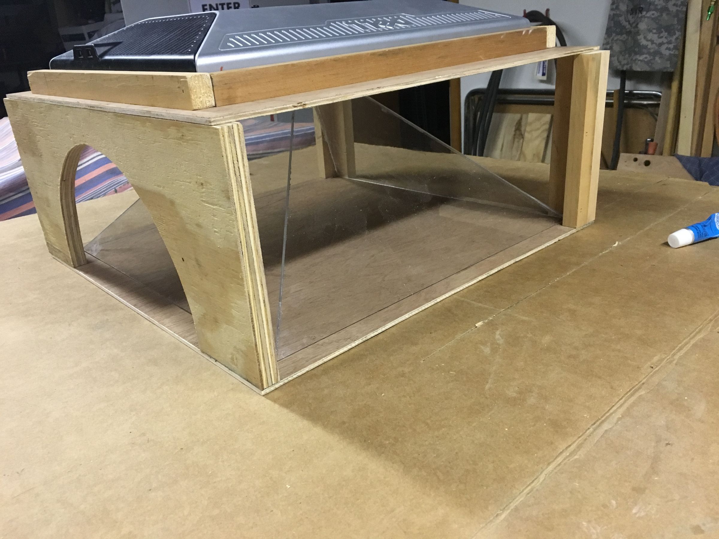 3D Pyramid Hologram : 9 Steps (with Pictures) - Instructables