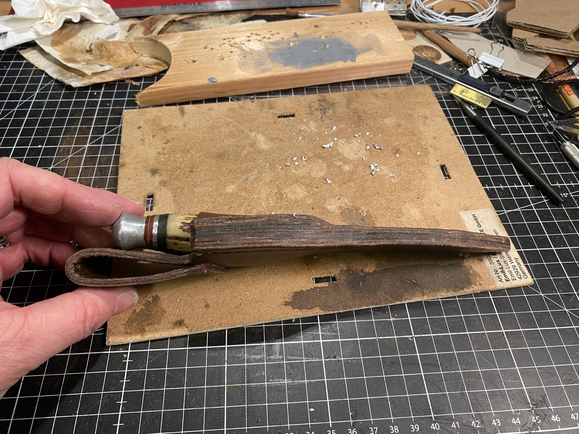 DIY Leather Knife Sheath : 8 Steps (with Pictures) - Instructables