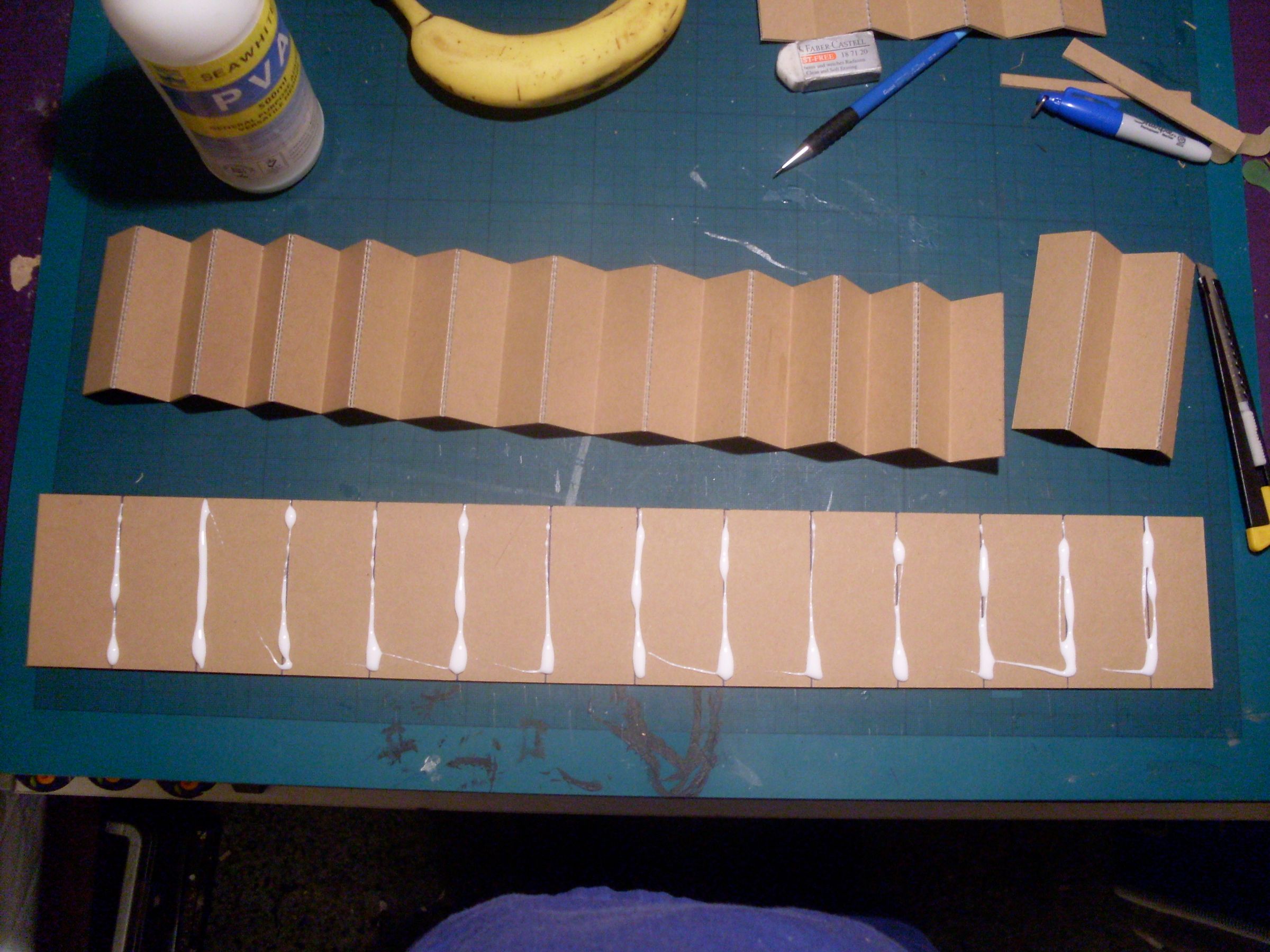 Zig Zag Structure - Cardboard Chair (with Pictures) - Instructables