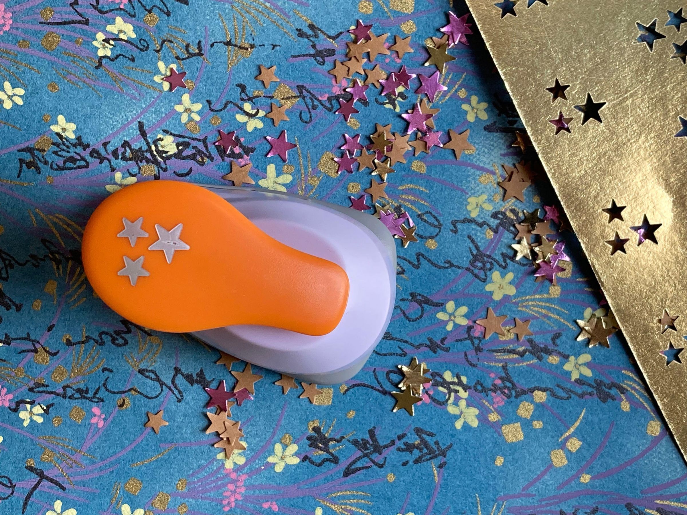 Laminated Paper Barrettes and Hair Clips : 12 Steps (with Pictures ...