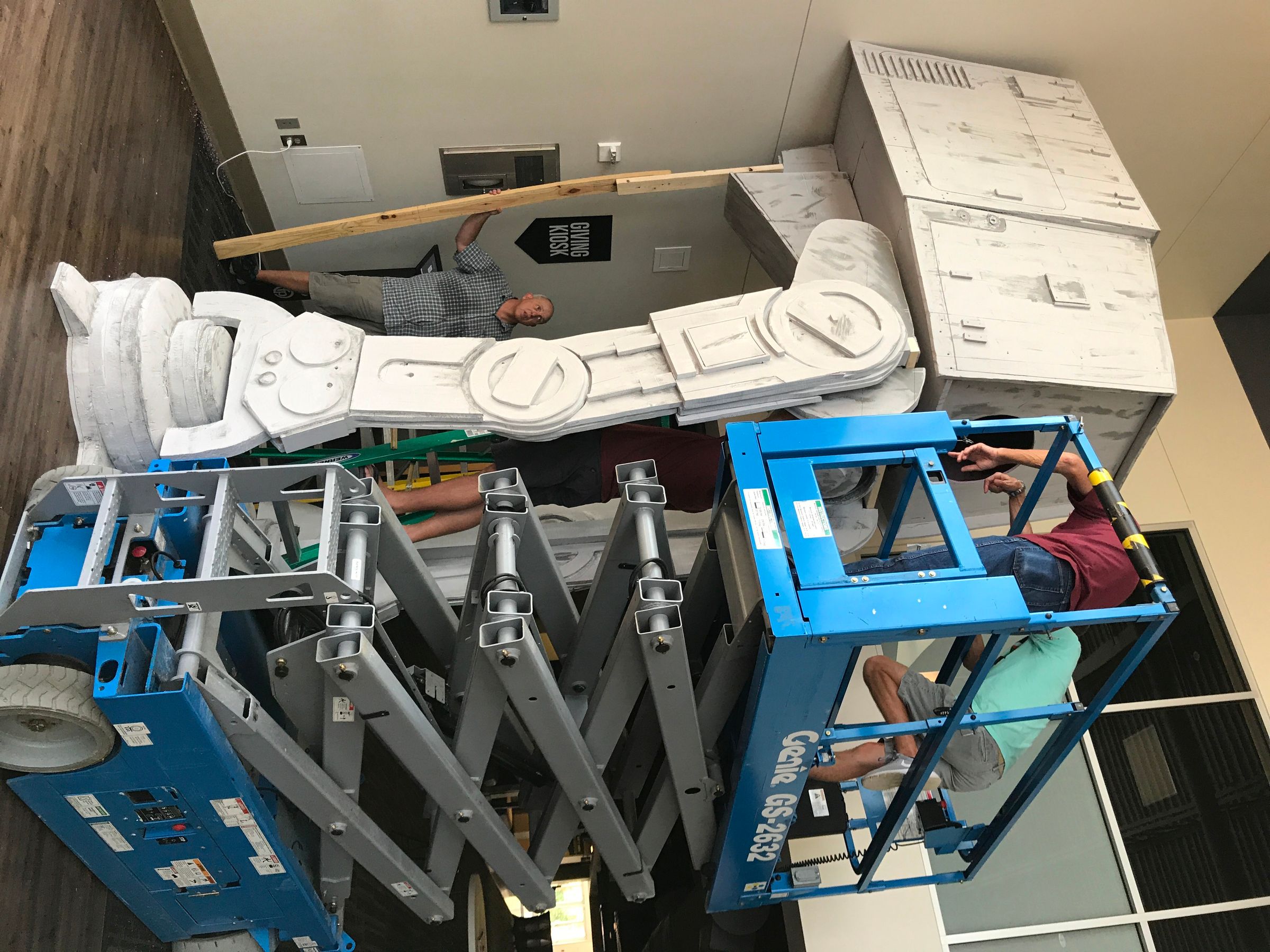 Make a Large-Scale Star Wars AT-AT Walker : 11 Steps (with Pictures ...