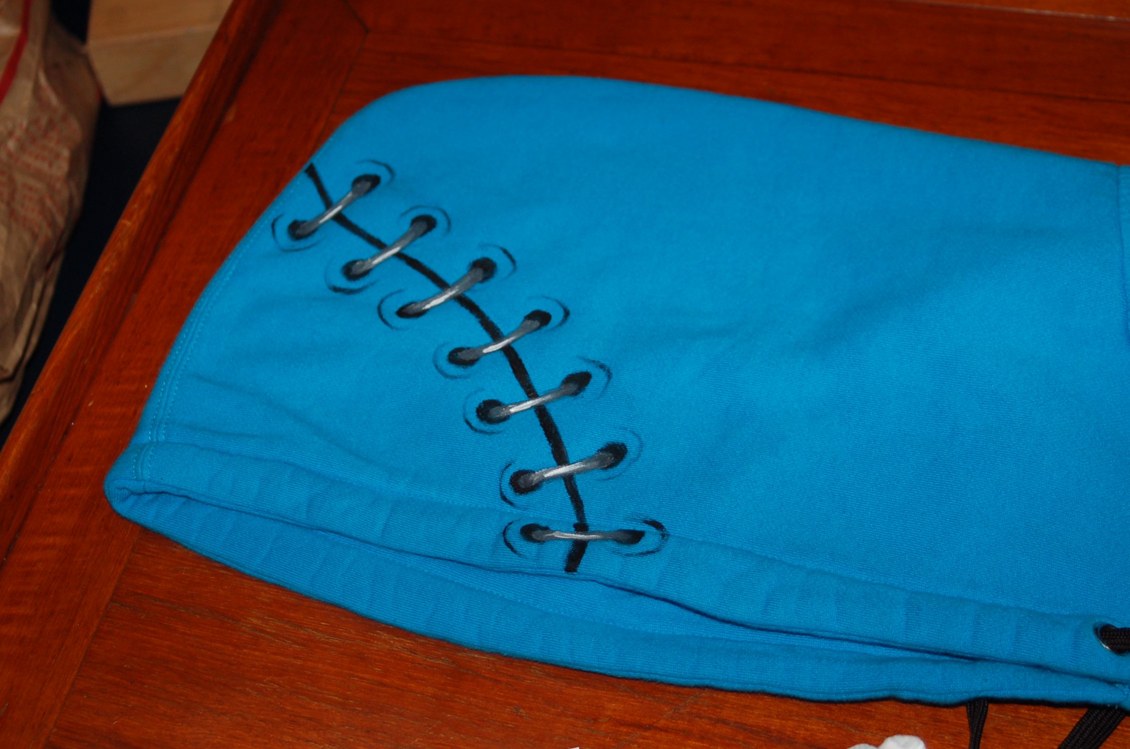 Custom Hoodie Stitch Design : 3 Steps (with Pictures) - Instructables