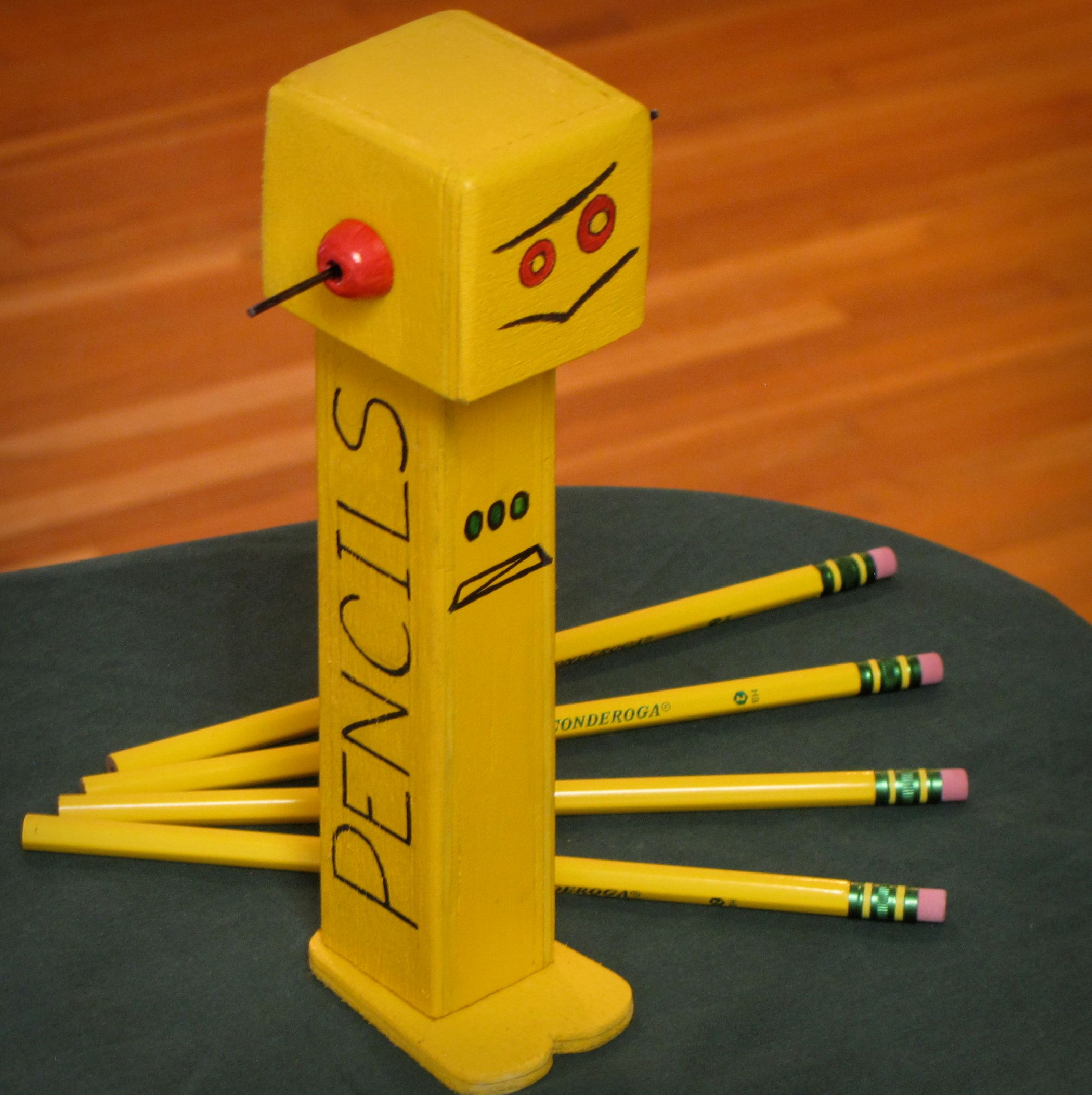 Pencil Case Desk Buddy! : 9 Steps (with Pictures) - Instructables