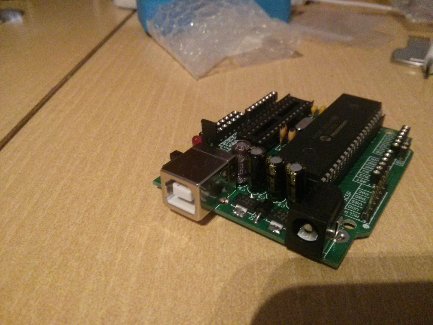 Pinguino Mm8 - 8bit Dual Socket : 3 Steps - Instructables