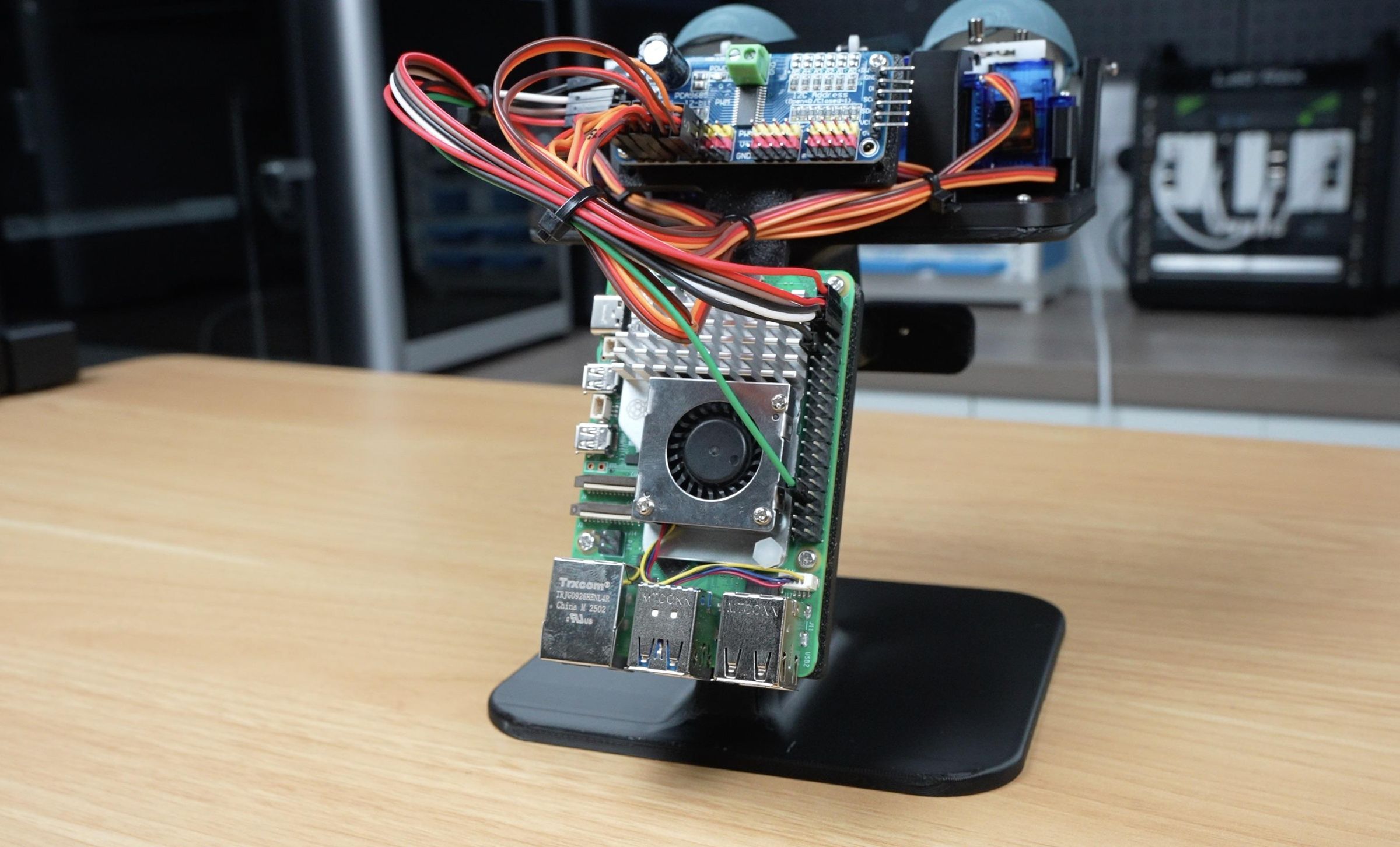 Animatronic Raspberry Pi AI Chatbot With Blinking Eyes & Talking LED ...
