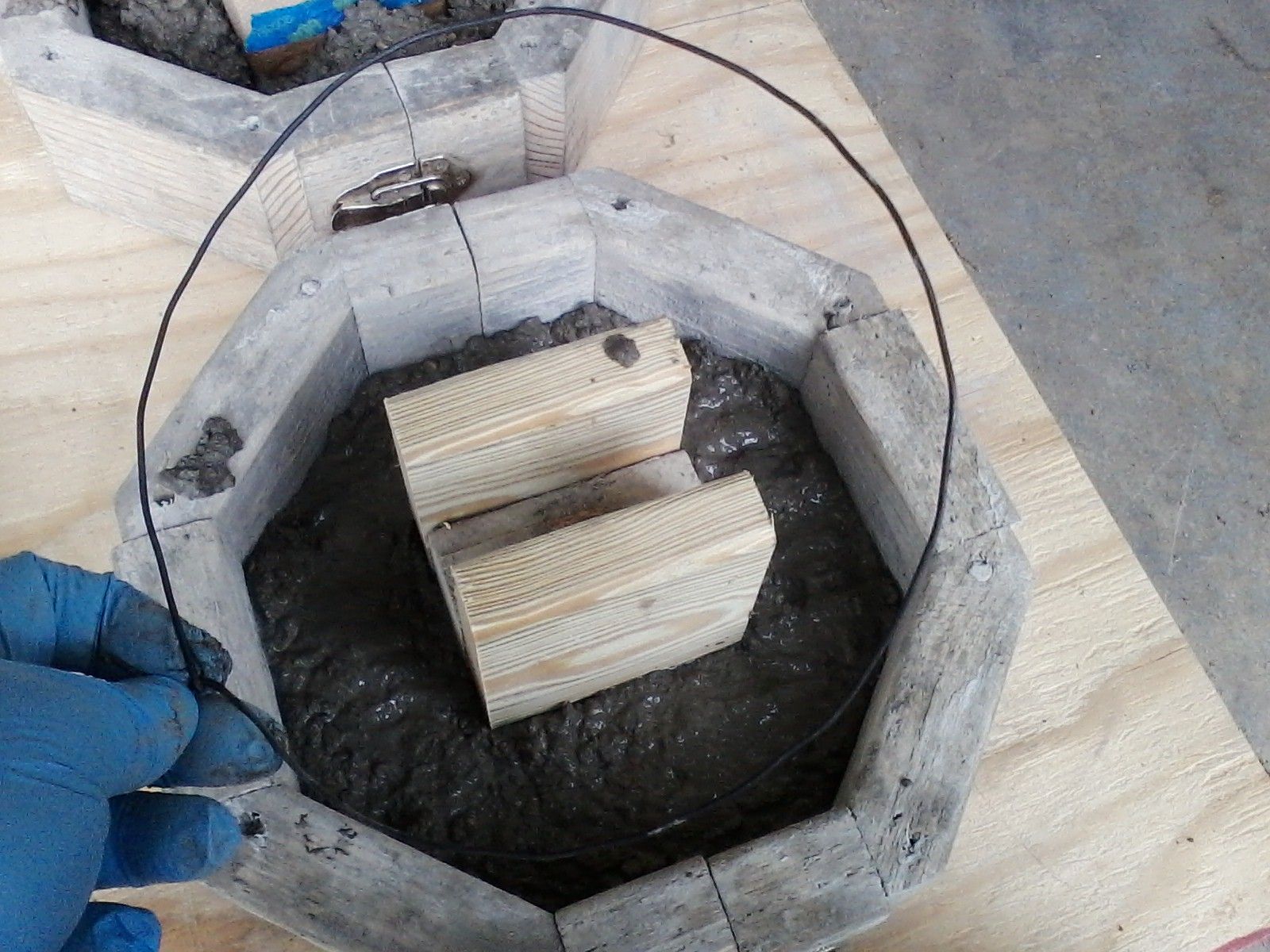 Concrete Octagonal Driveway Pavers : 8 Steps (with Pictures ...