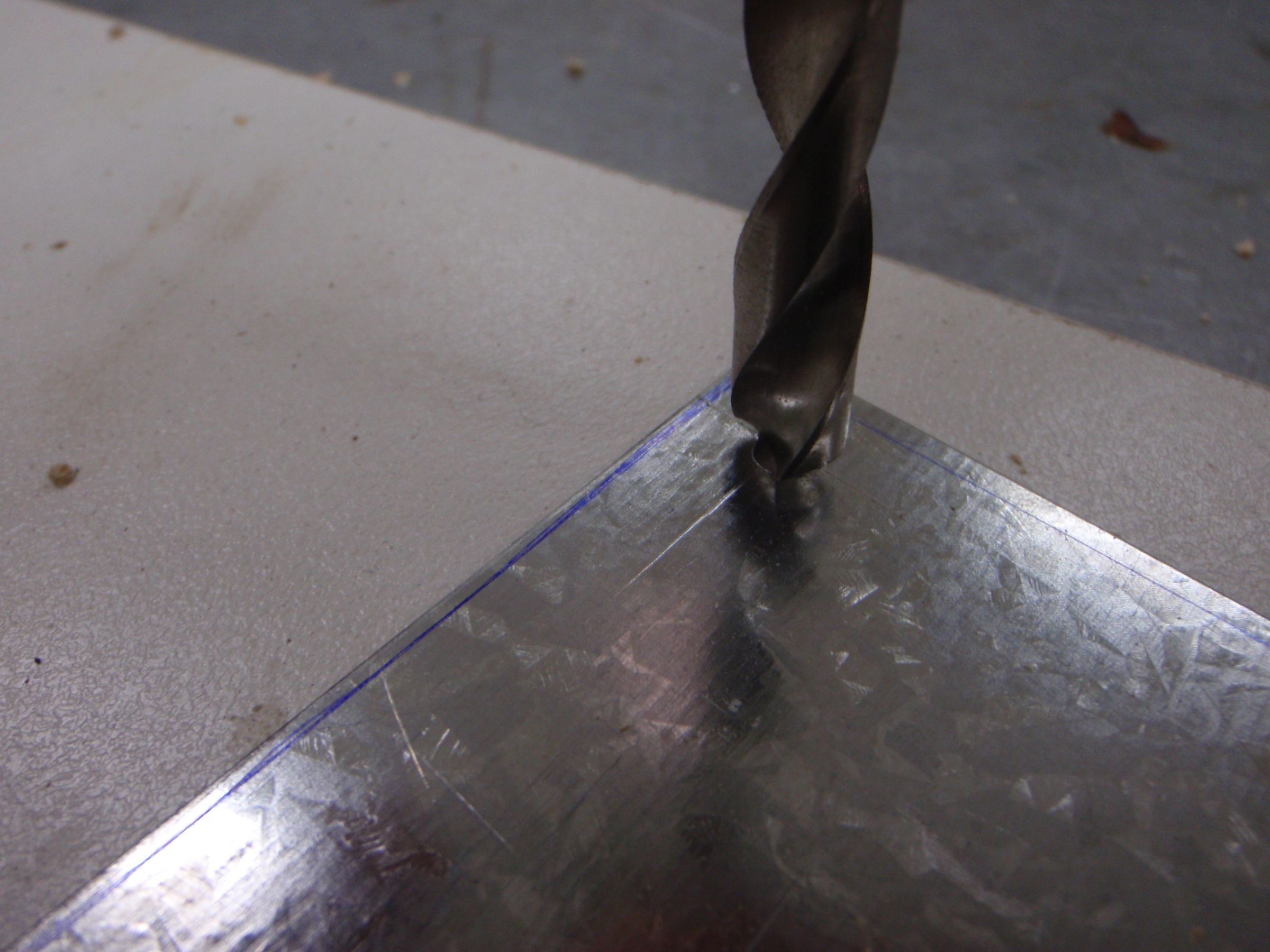 Making Reproduction Vintage Tin and Timber Signs : 6 Steps (with ...