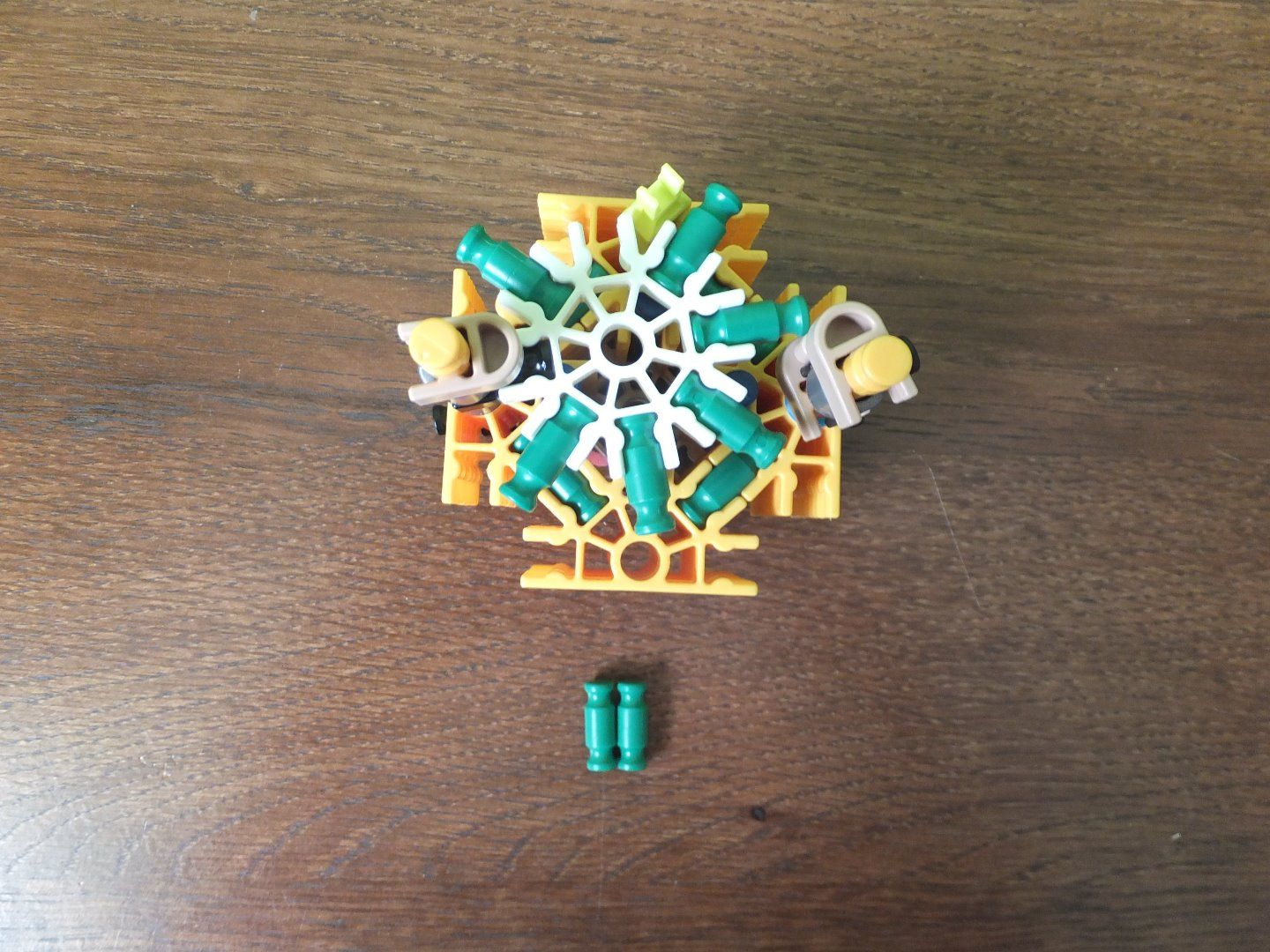 Mini K'nex Safe : 6 Steps - Instructables