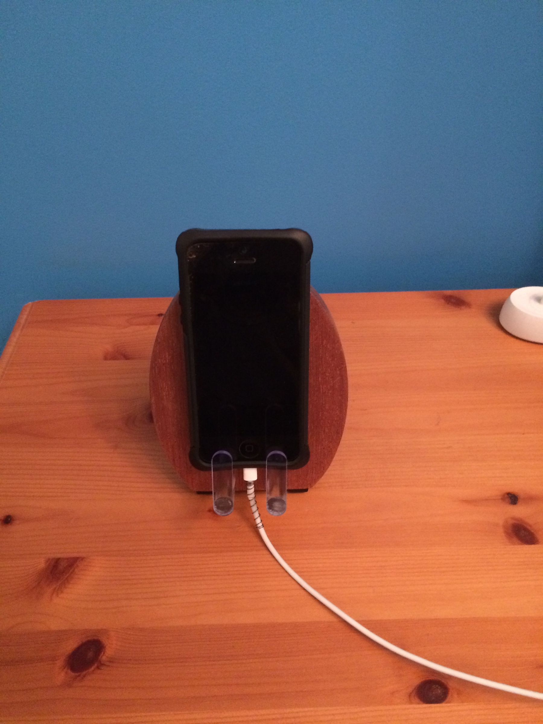 Phone Stand : 5 Steps - Instructables