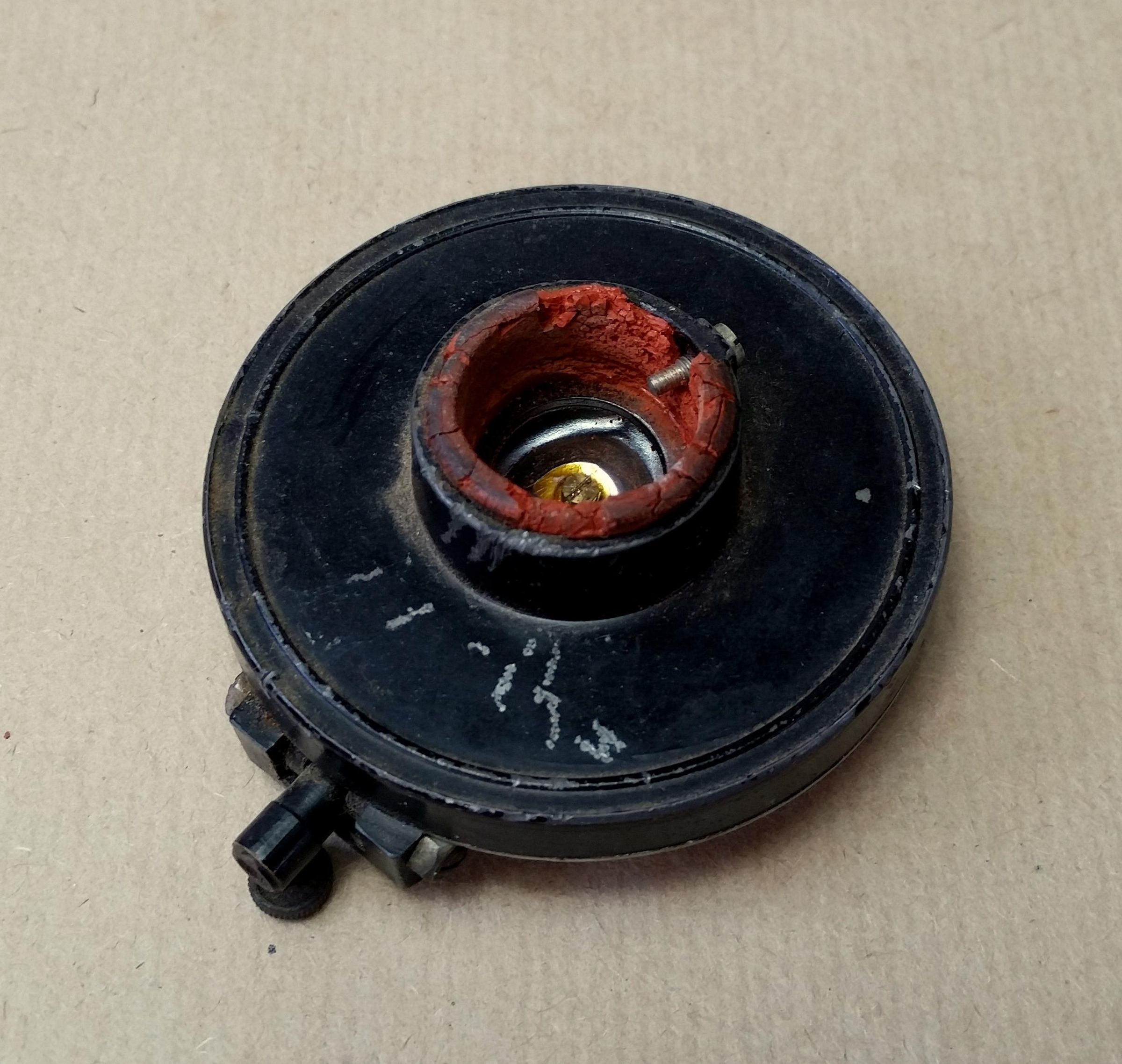 Give an Old Gramophone Some New Life! : 18 Steps (with Pictures ...