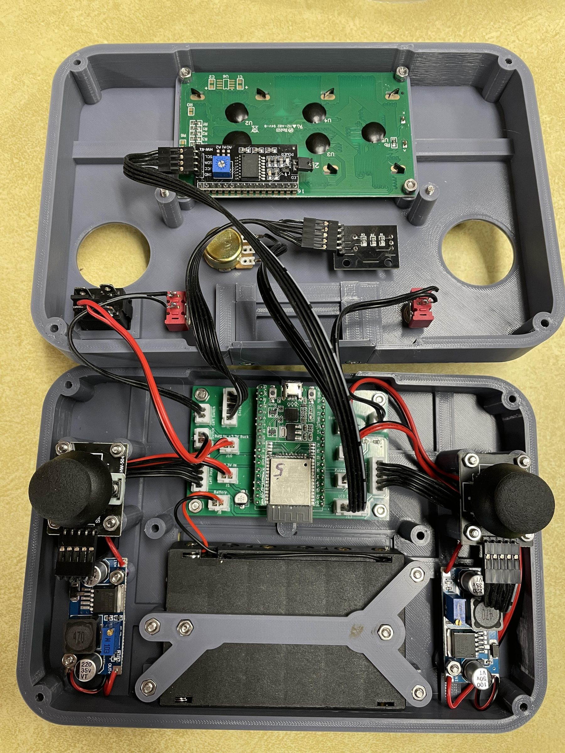 3D Printed DIY Remote Controlled Tank With Operational Gun : 10 Steps ...