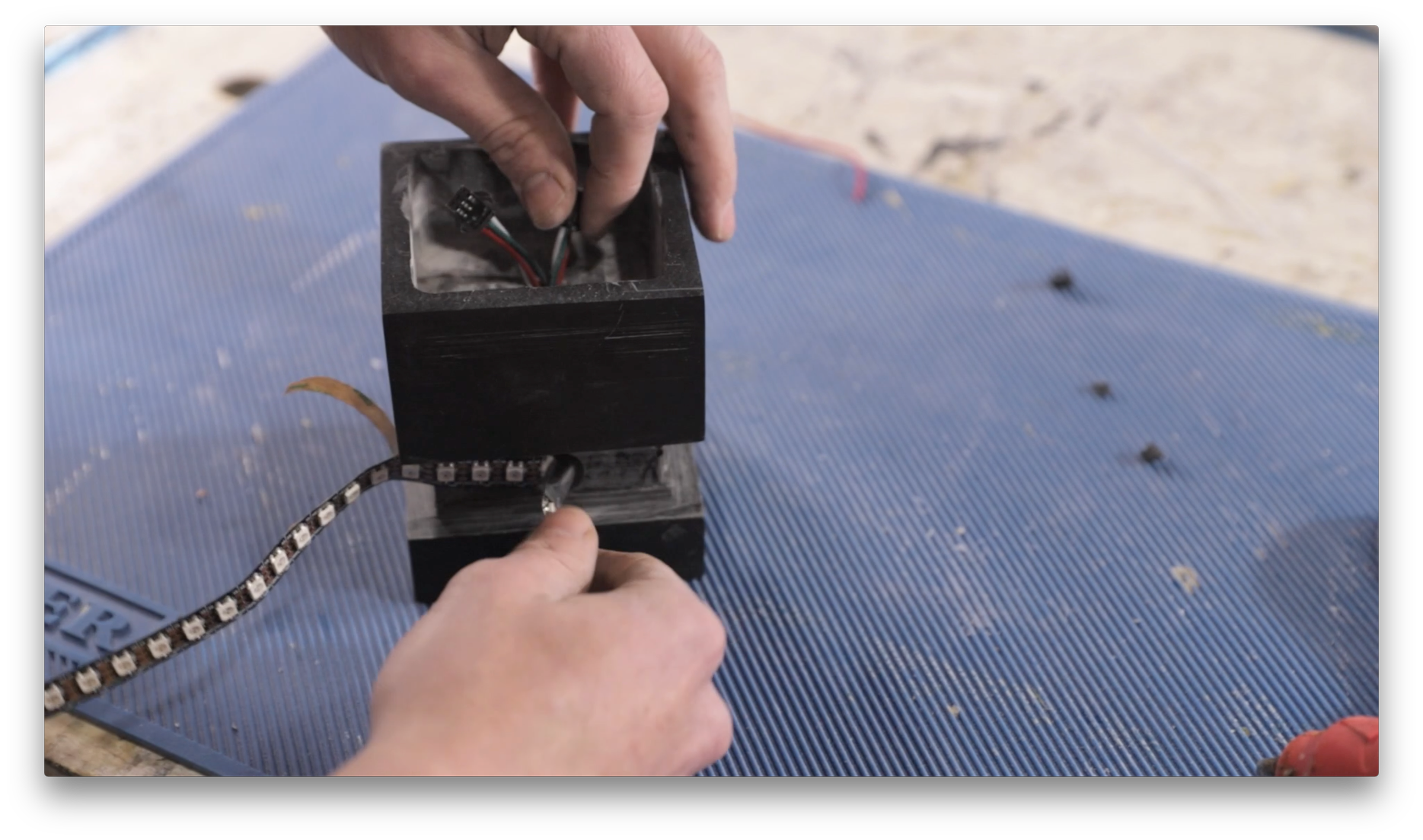 Wirelessly-Charged Epoxy LED Cube Lamp : 13 Steps (with Pictures ...