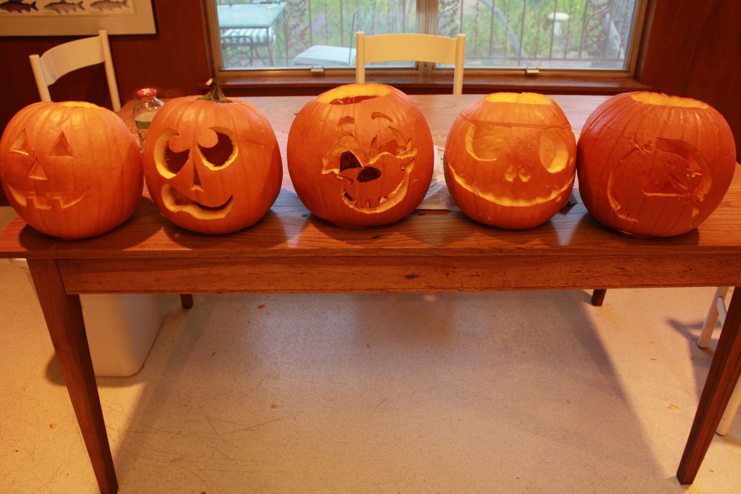 Make a Pumpkin Totem Pole in Less Than 2 Hours : 16 Steps (with ...