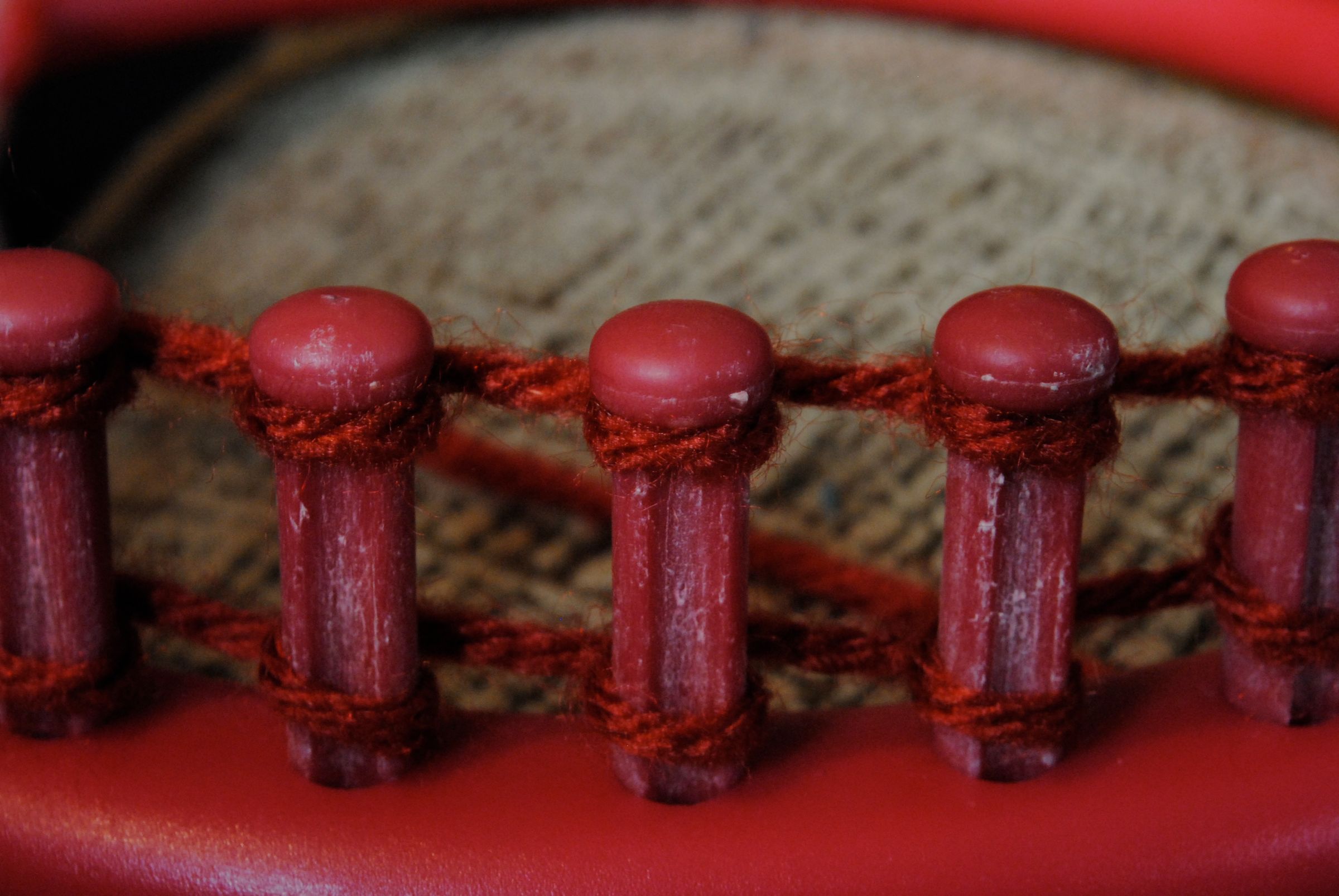 Make a Hat on a Circular Loom : 5 Steps (with Pictures) - Instructables