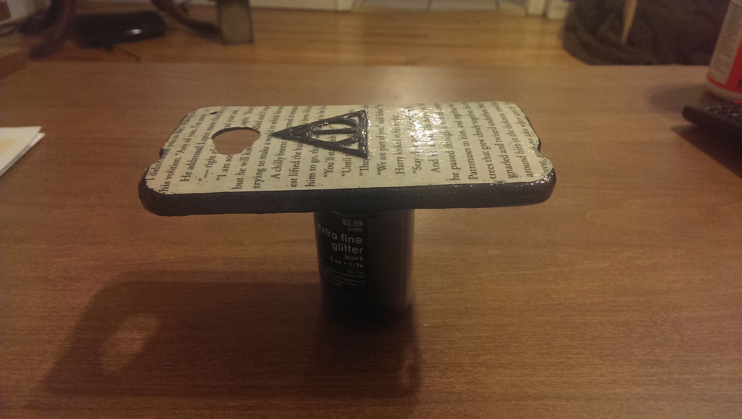 DIY Mod Podge Phone Case : 4 Steps - Instructables