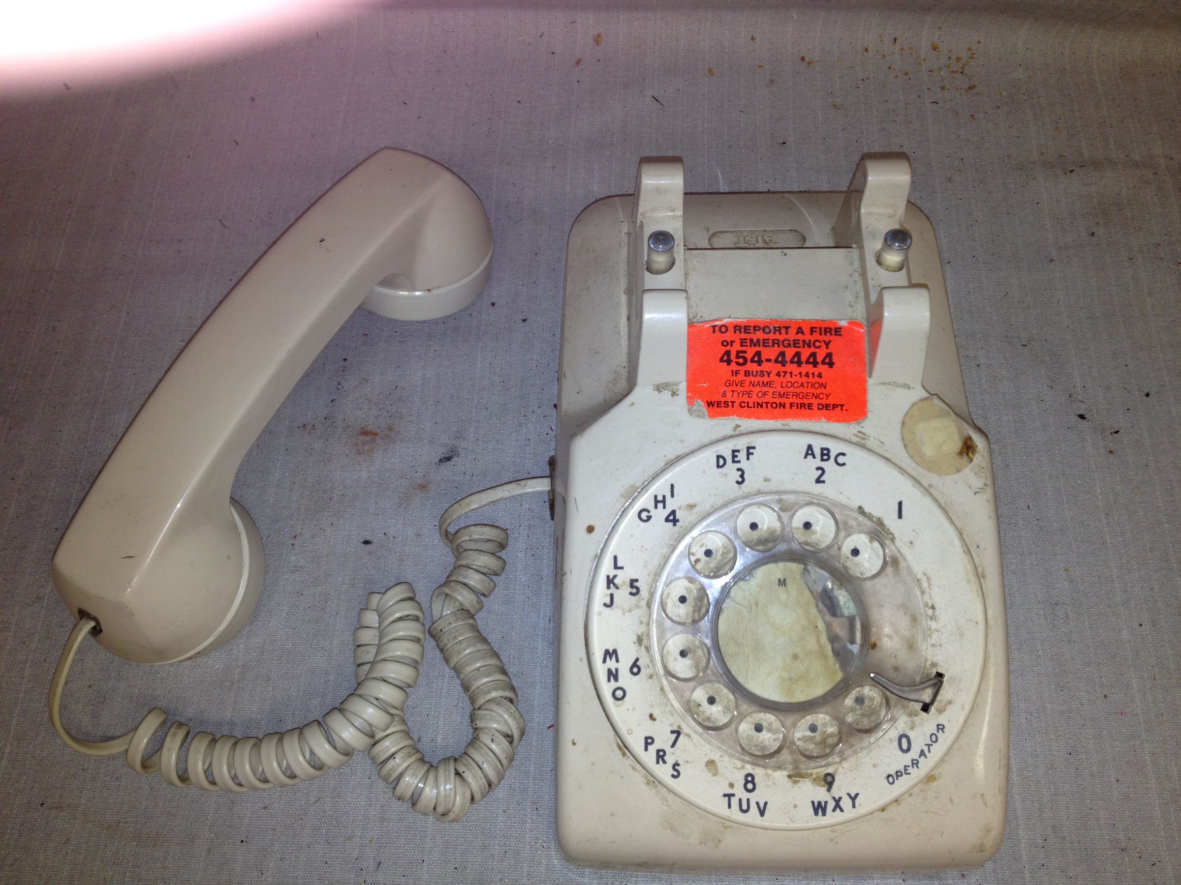 Purple Rotary Phone : 4 Steps (with Pictures) - Instructables