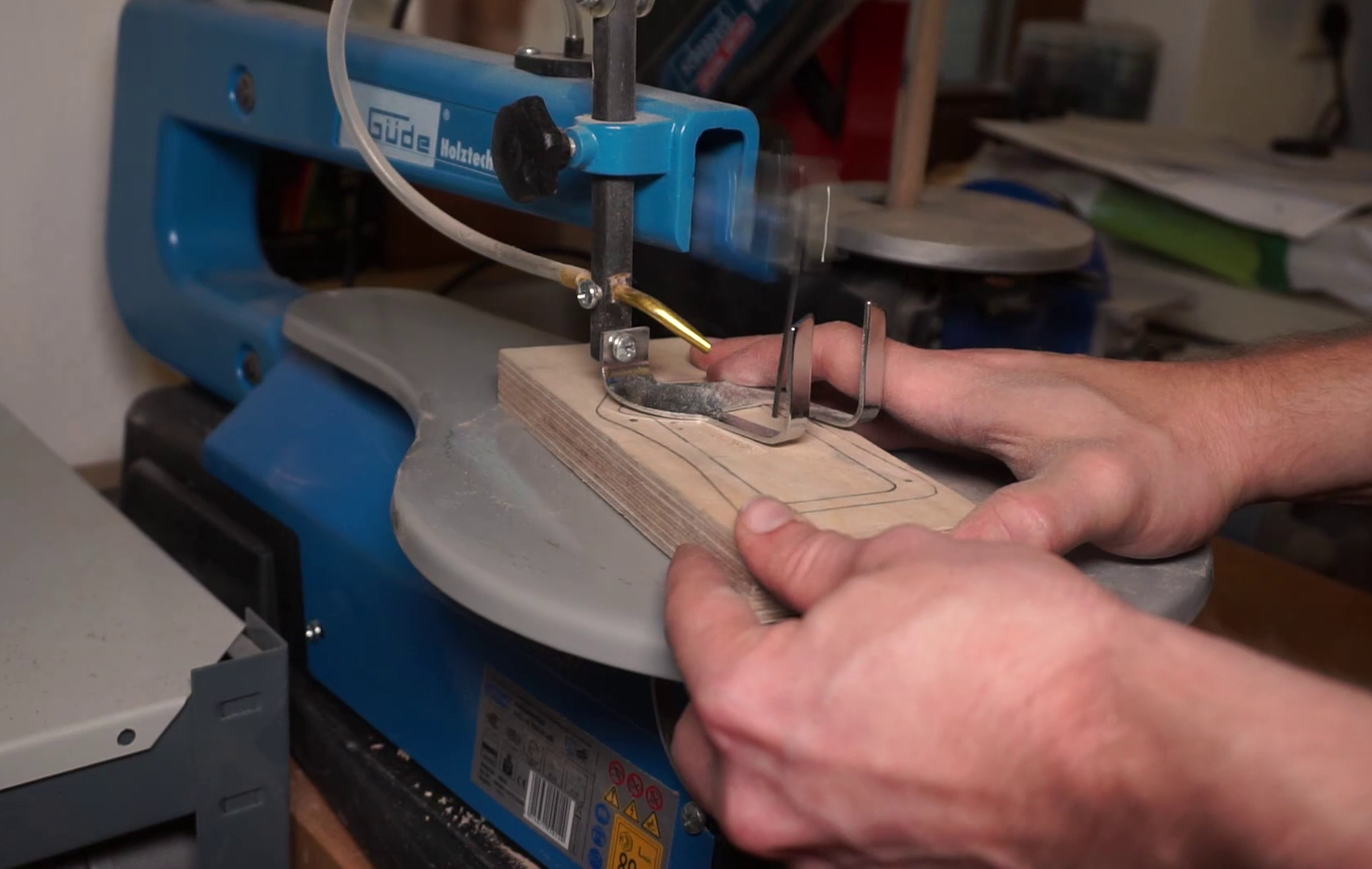 Wooden Box Mod for Dual 18650 Batteries : 5 Steps - Instructables