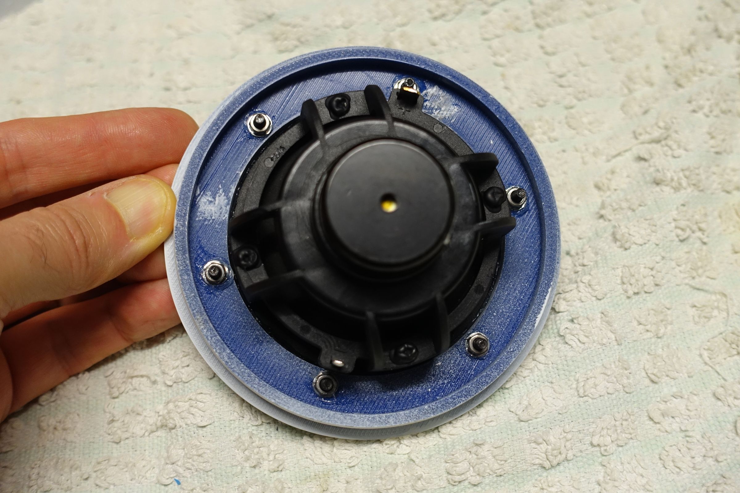 Meet 'Holman' the Ultimate Bluetooth Speaker : 21 Steps (with Pictures ...