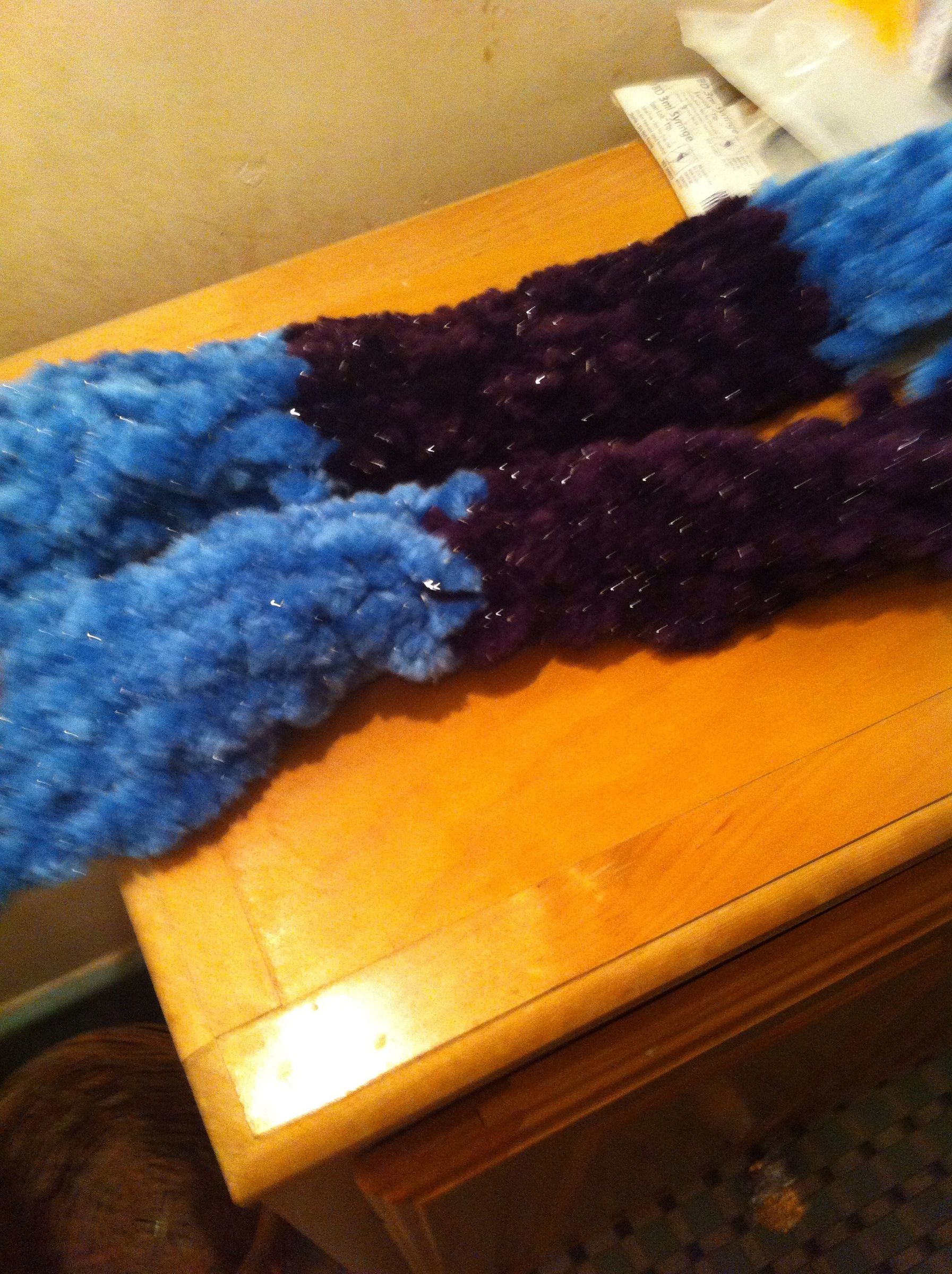 Really Easy Cute Scarf : 5 Steps - Instructables