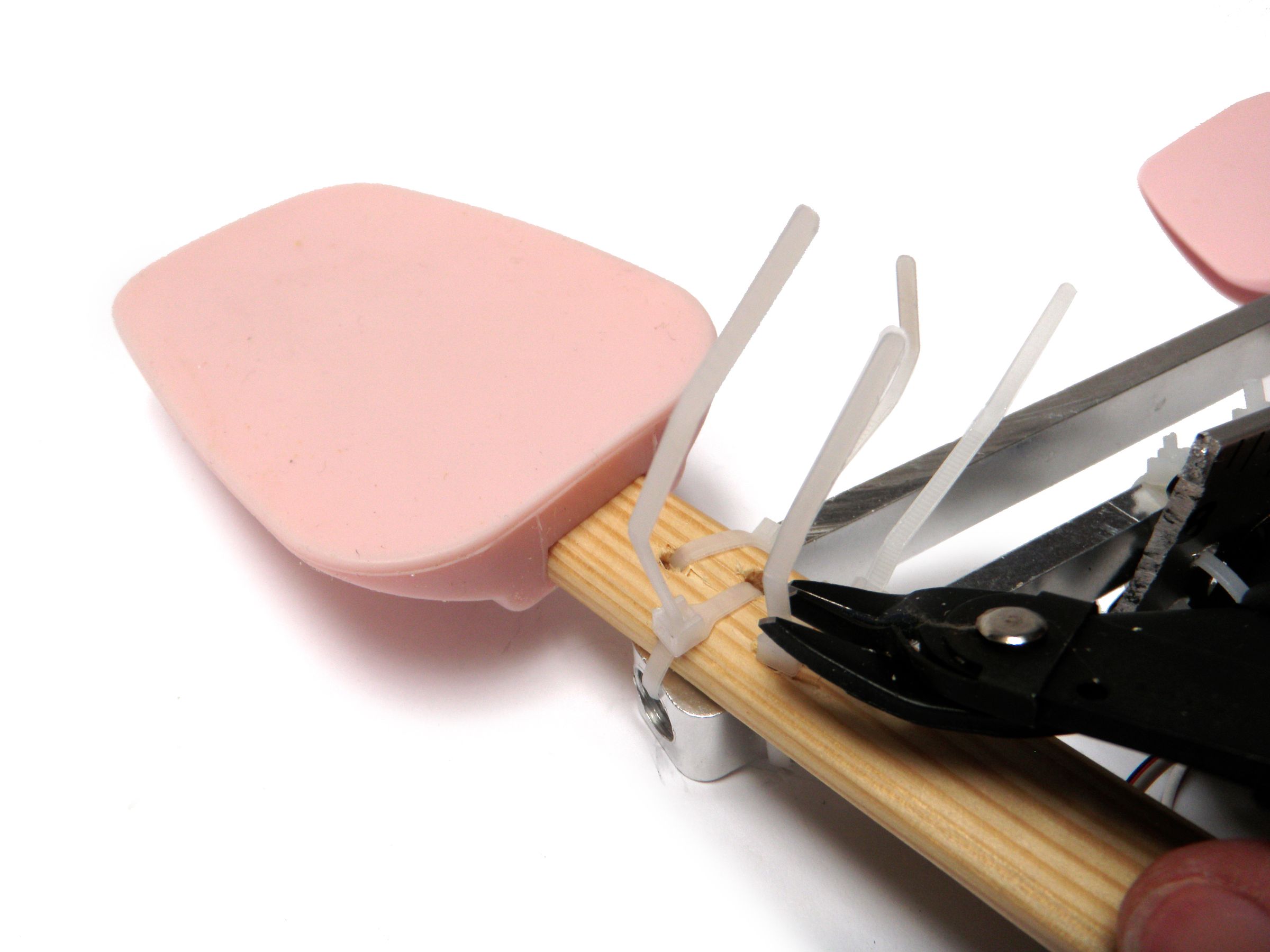 Simple Walker Robot : 31 Steps (with Pictures) - Instructables