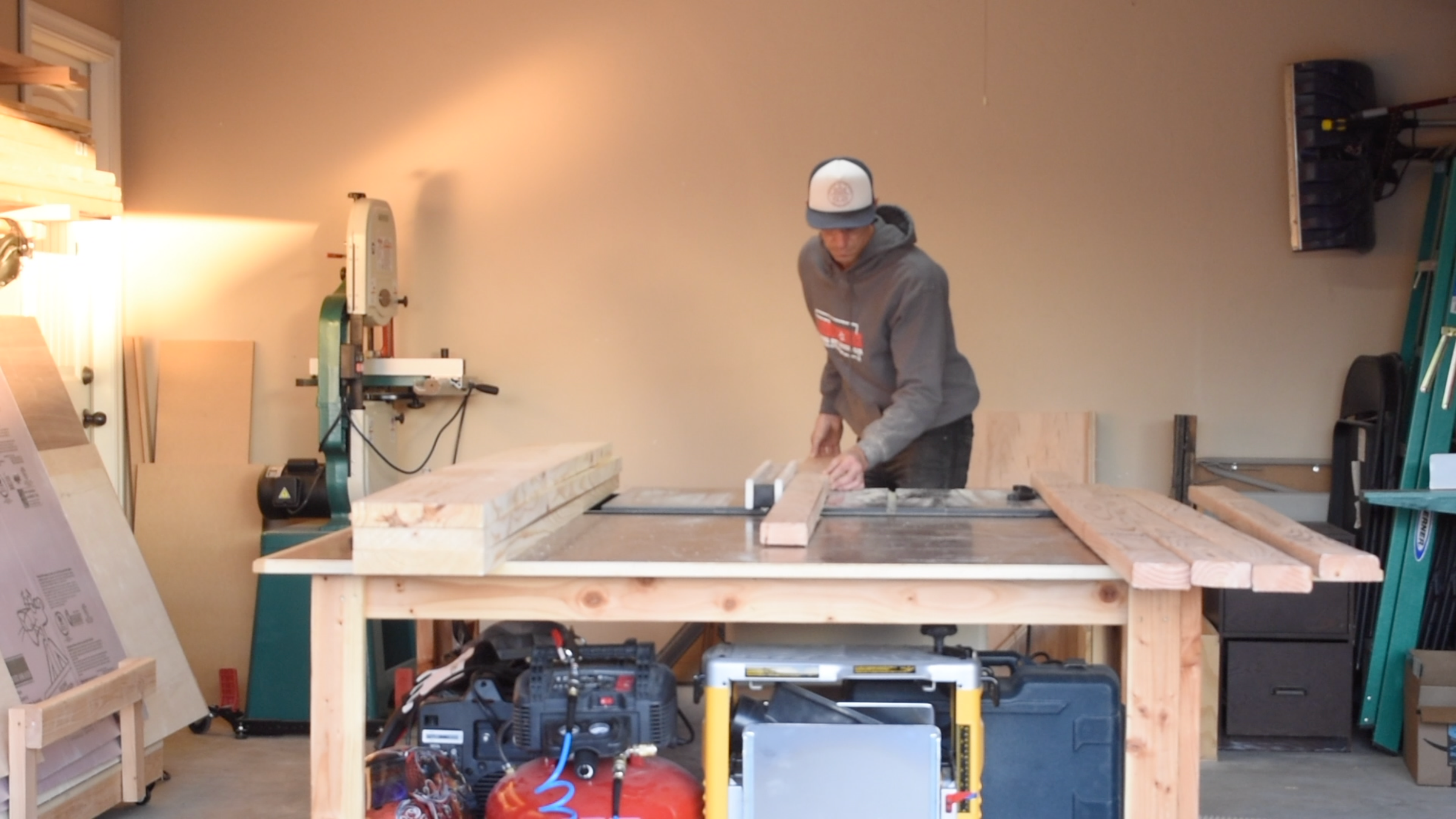 How to Build a Modern Platform Bed : 4 Steps (with Pictures ...