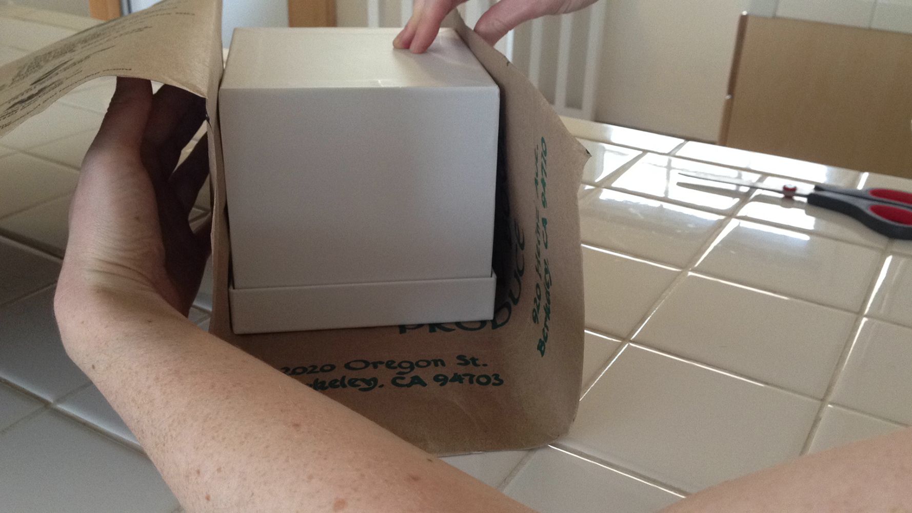 Grocery Bag Wrapping Paper : 8 Steps (with Pictures) - Instructables