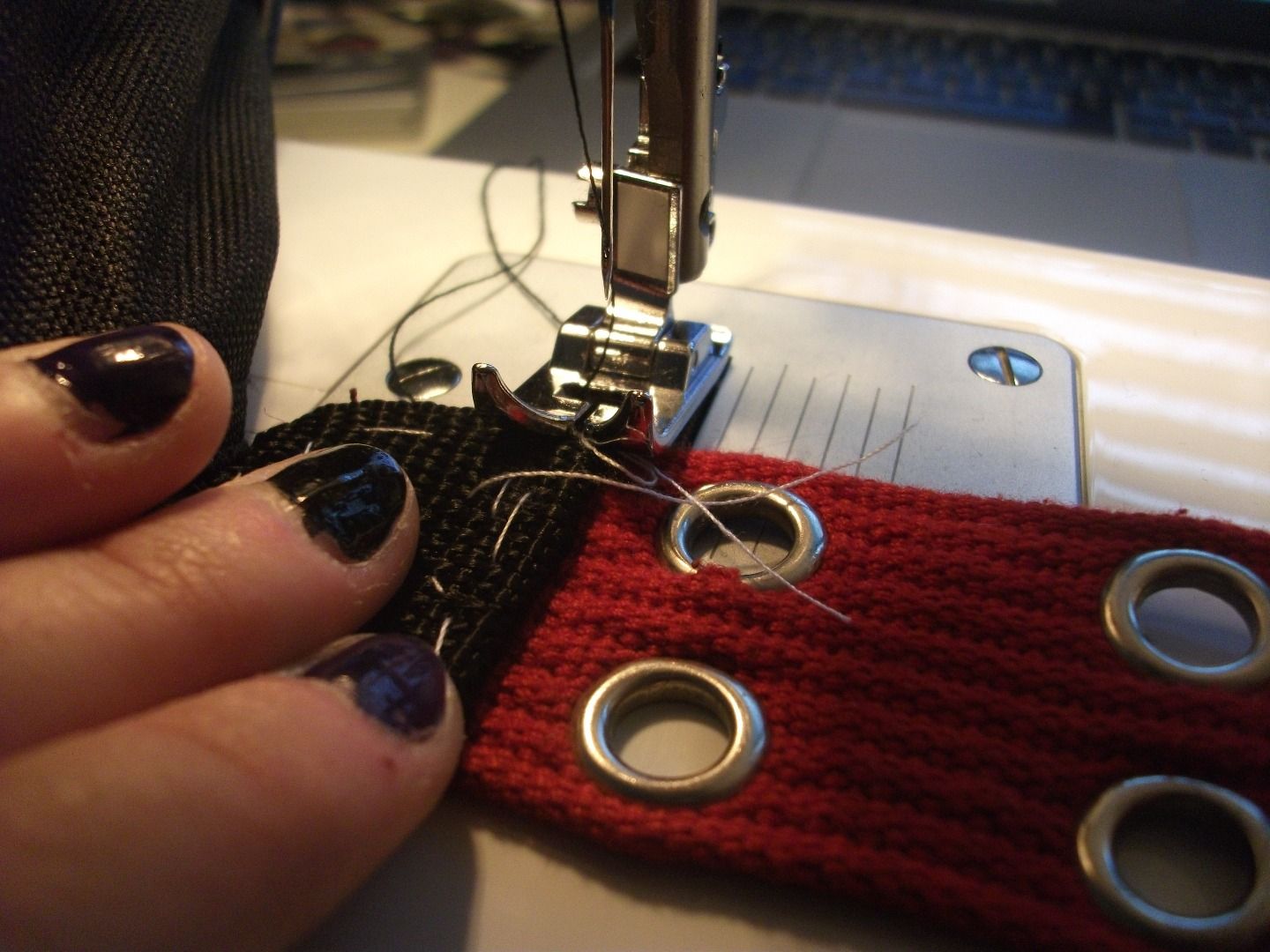Extend Bag Strap With a Belt : 11 Steps - Instructables